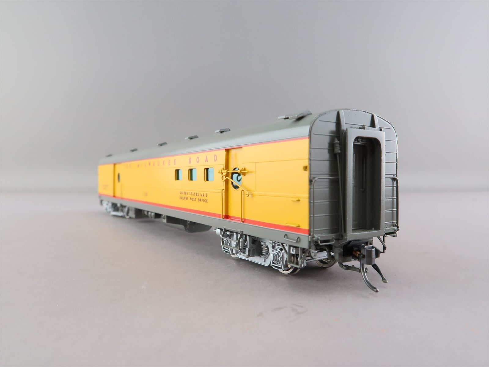 HO Brass Model - RWC MILW01 Milwaukee Hiawatha Mail Express #1210 - F/P ...