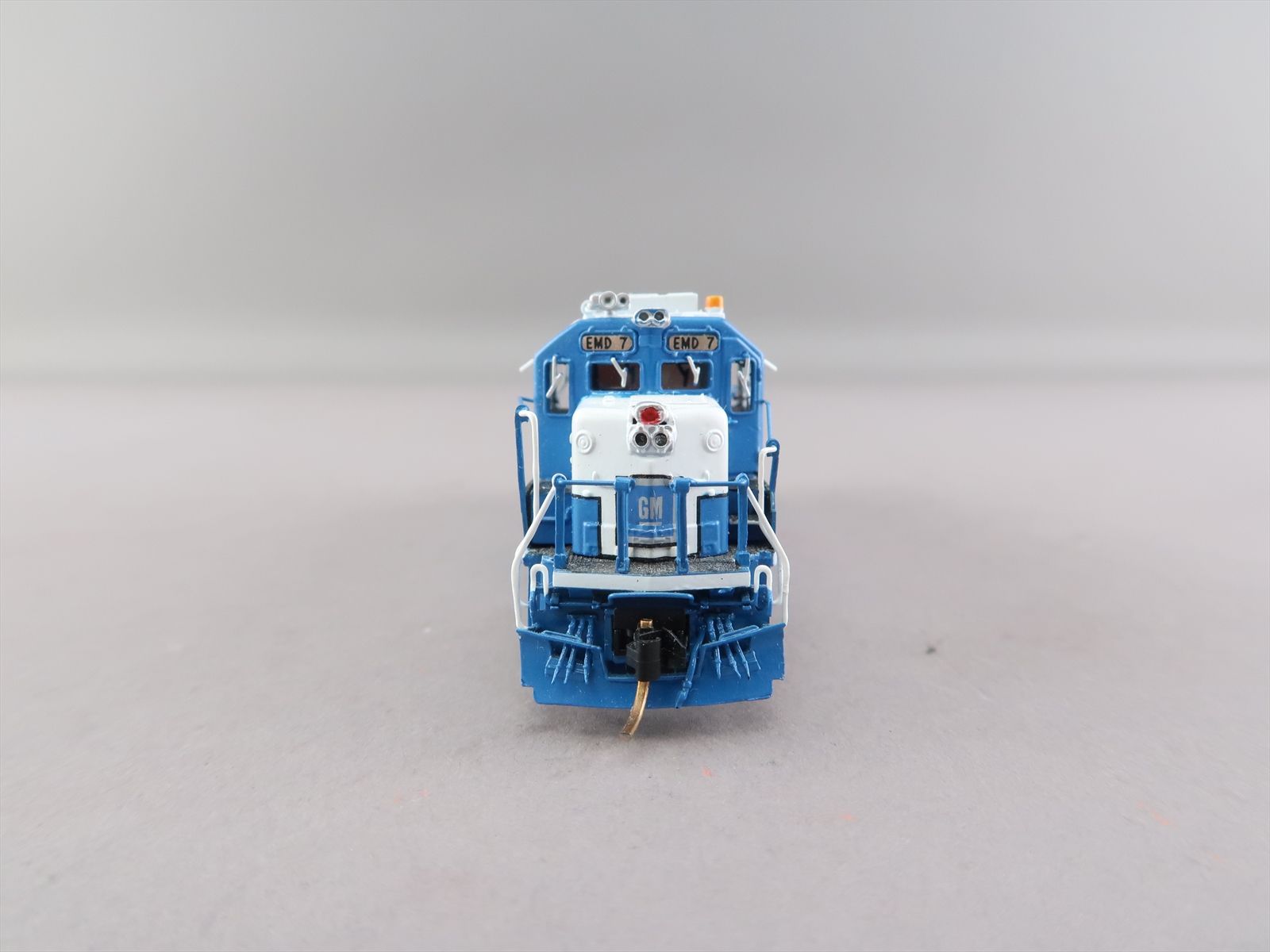 N Brass Model - OMI 2893.1 EMD Demo Demonstrator GP60 Blue / White # ...