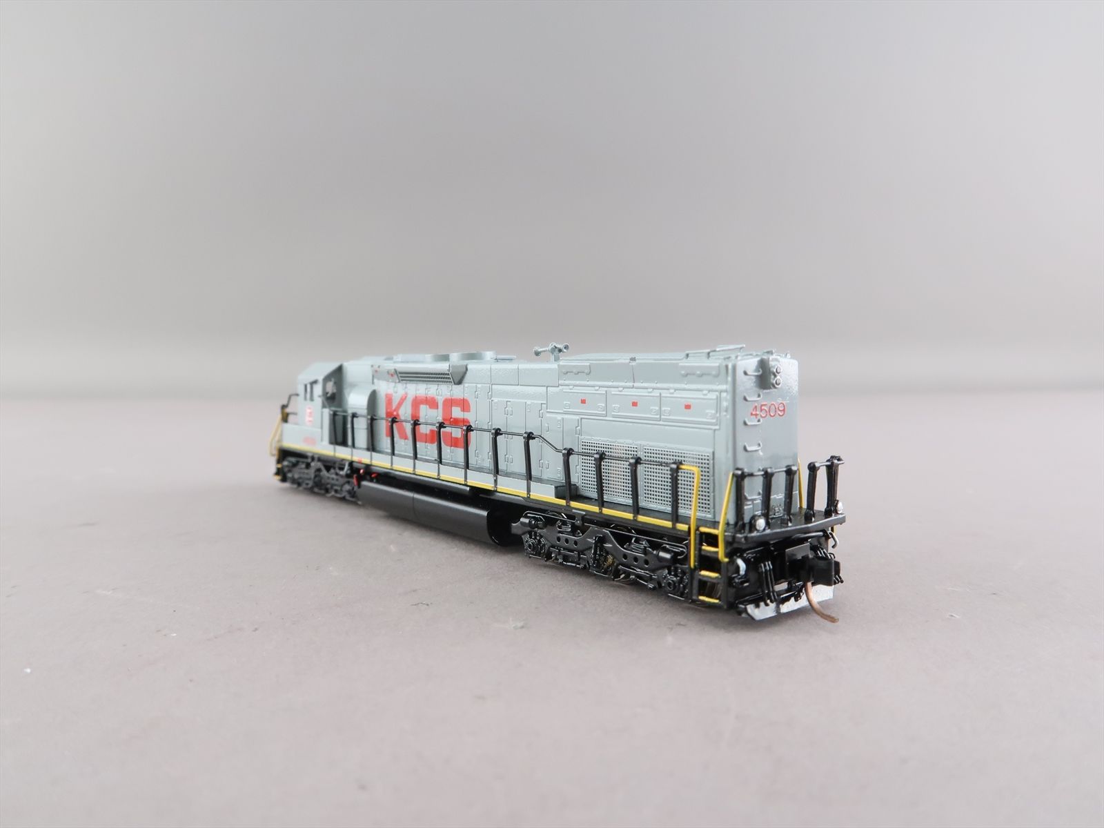 N Brass Model - OMI 2922.1 KCS Kansas City Southern SD45T-2 Gray #4509 - F/P - 2001 Run - Ajin