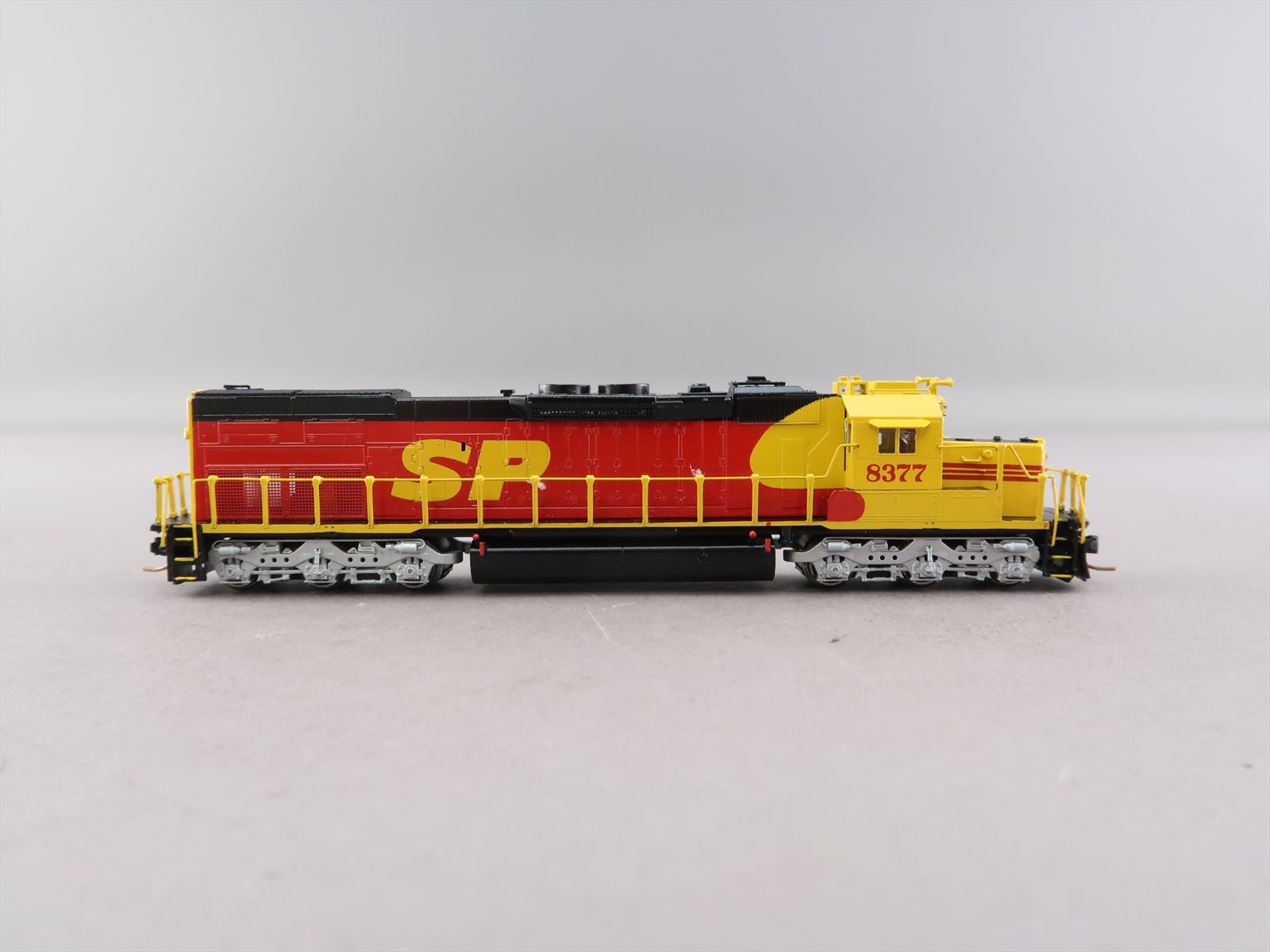 N Brass Model - OMI 2917.1 SP Southern Pacific SD40T-2 Kodachrome #8377 ...