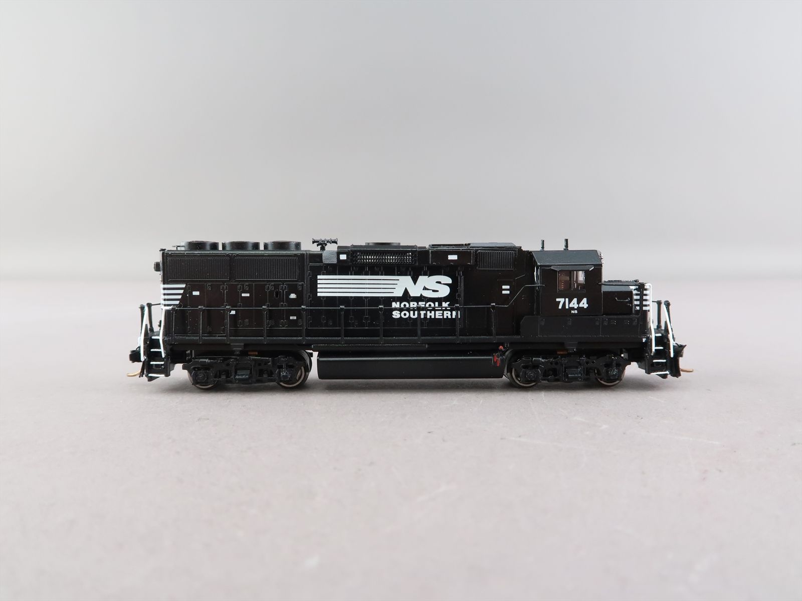 N Brass Model - OMI 2897.1 NS Norfolk Southern GP60 #7144 - F/P - 2000 ...