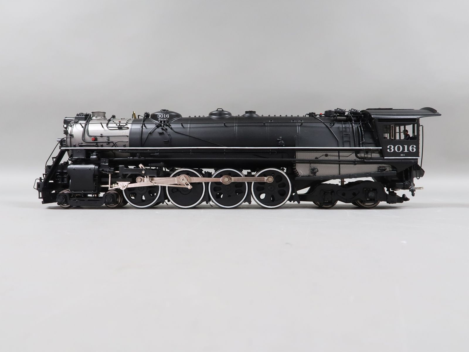 O Brass Model - Sunset C&NW Chicago & Northwestern H1 Class 4-8-4 #3016 - F/P - 2013 - Made in China