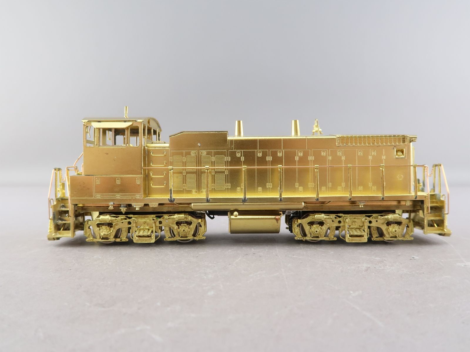 HO Brass Model - OMI 5078 SOU Southern MP15DC - Unpainted - 1987 Run - Ajin - RARE!