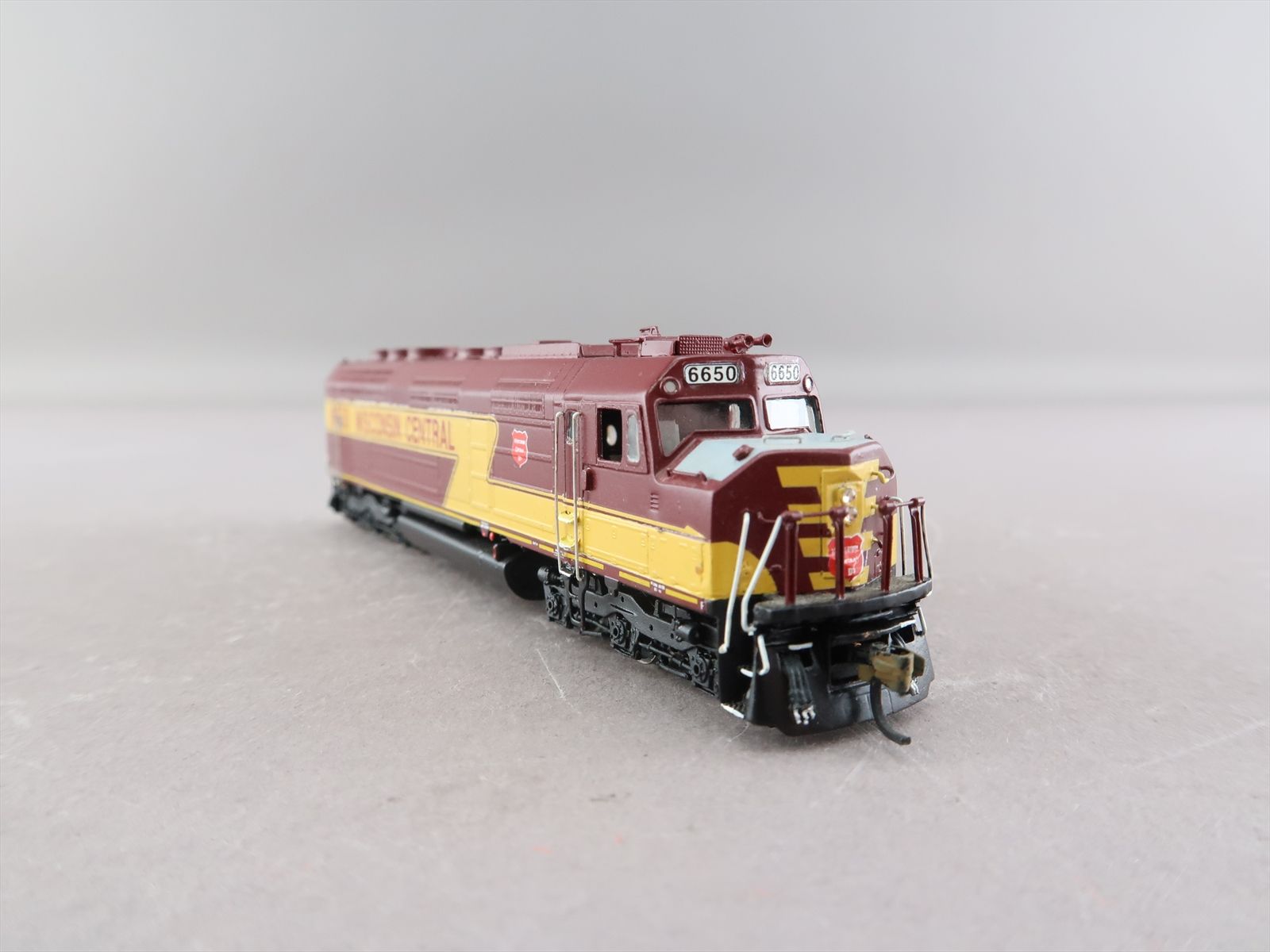 N Brass Model - W&R AT&SF as WC Wisconsin Central F45 - Custom - Samhongsa