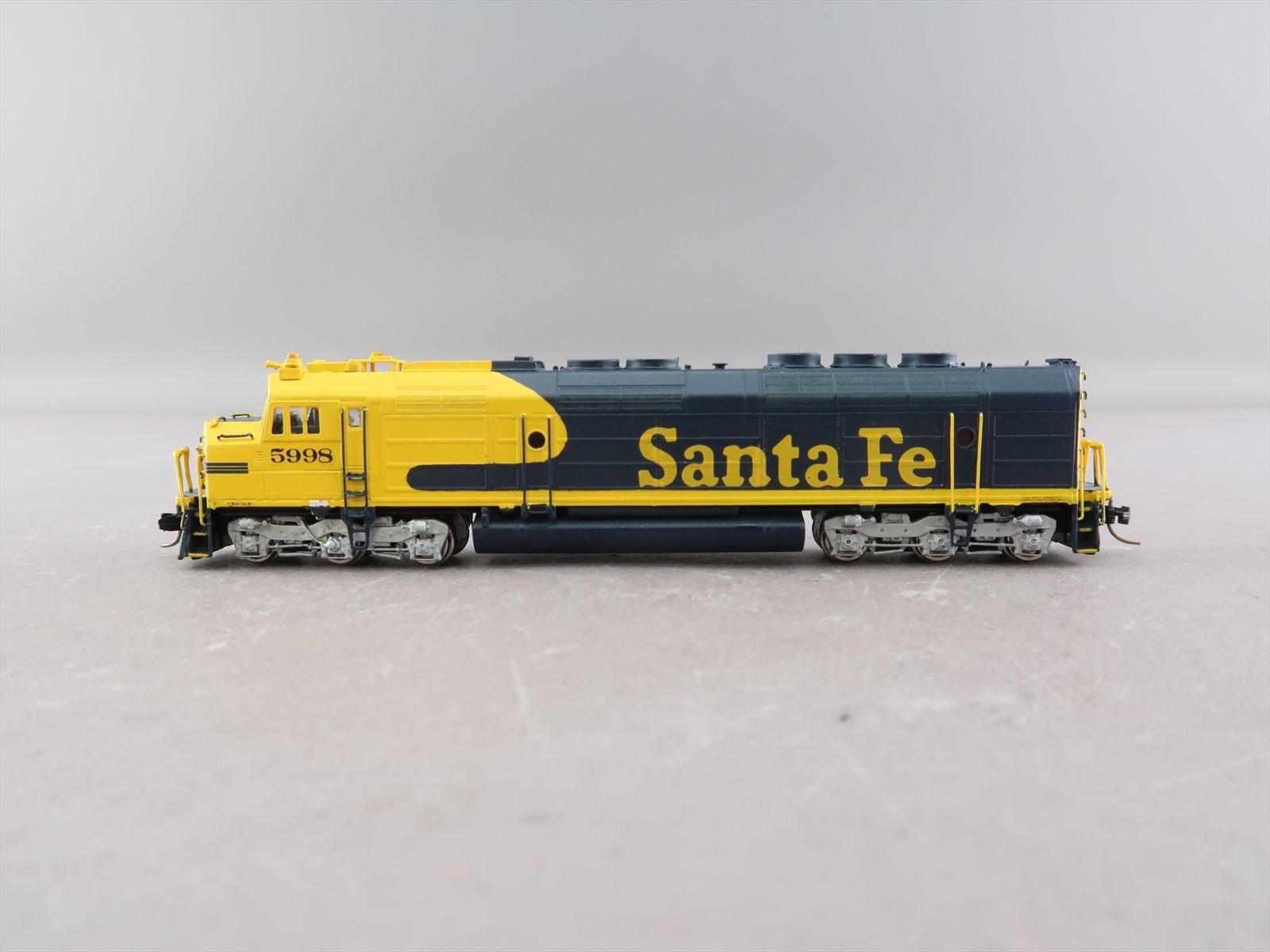 N Brass Model - W&R AT&SF Santa Fe FP45 Yellow Warbonnet - F/P - Samhongsa