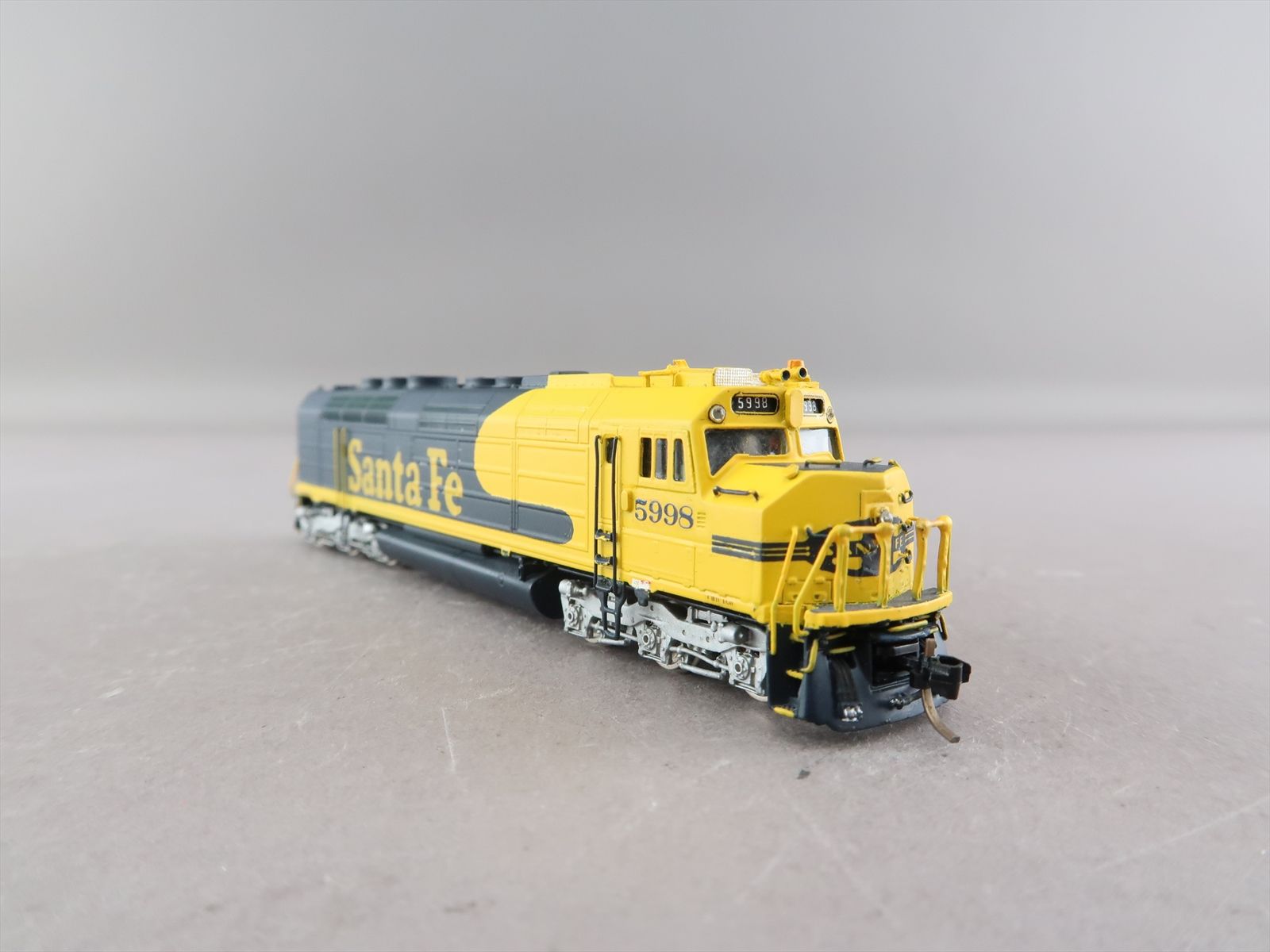 N Brass Model - W&R AT&SF Santa Fe FP45 Yellow Warbonnet - F/P - Samhongsa