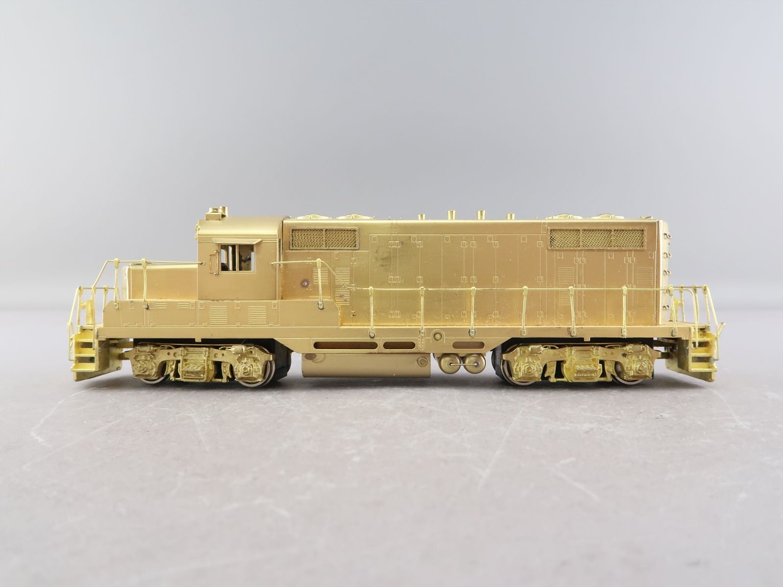HO Brass Model - Hallmark HS0090 GP-7R AT&SF Santa Fe Chop Nose Round ...