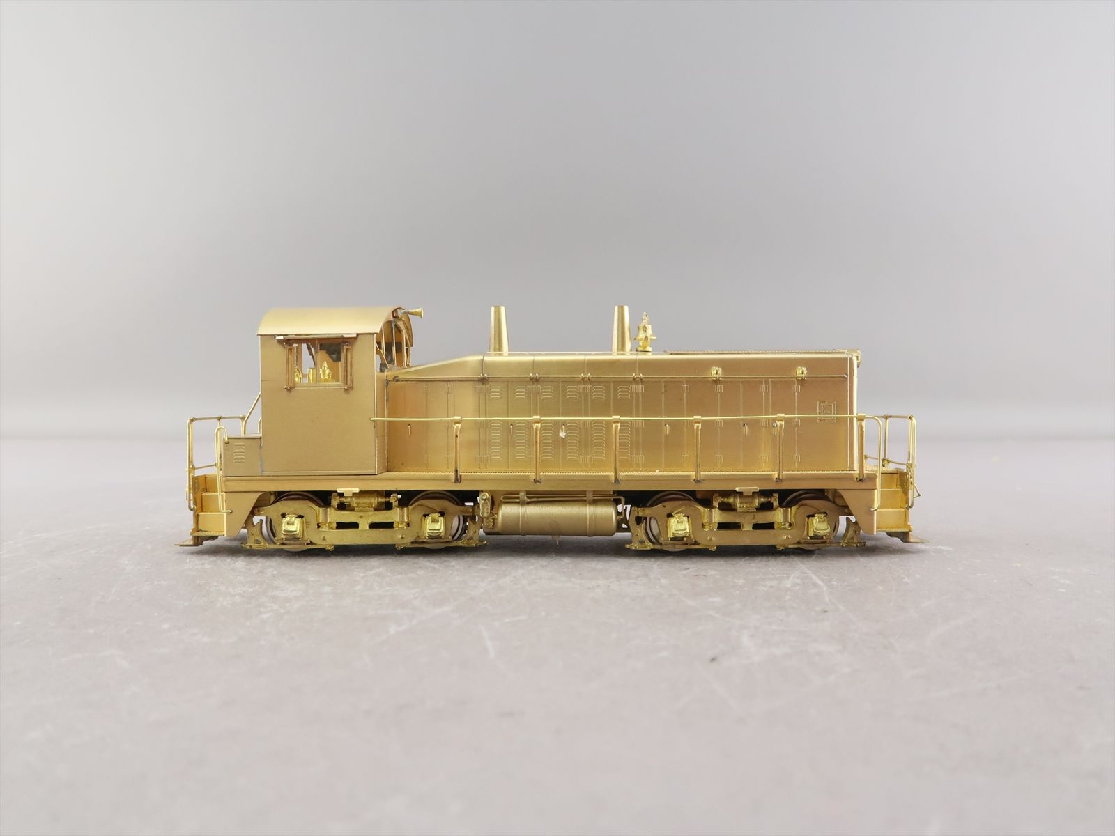 HO Brass Model - Oriental EMD SW-7 1200HP Phase I - Unpainted - 1985 ...