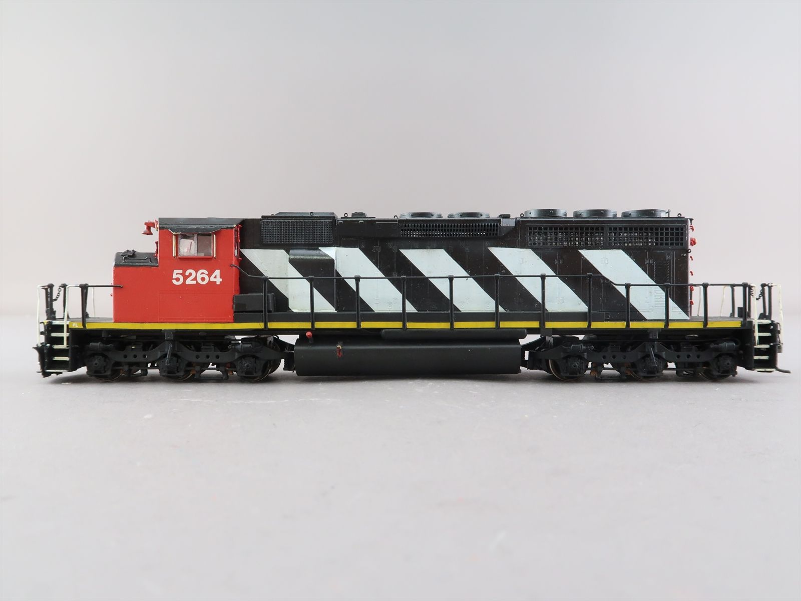 HO Brass Model - OMI 5306 CN CNR Canadian National SD40-2 SD40-2W Wide ...