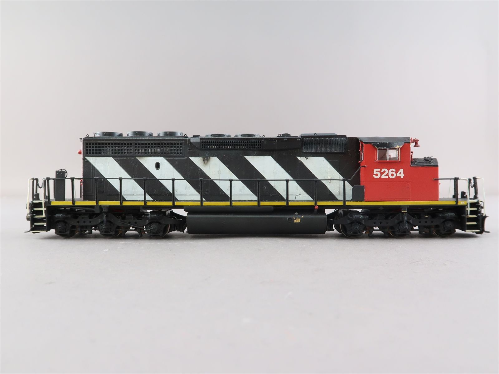 HO Brass Model - OMI 5306 CN CNR Canadian National SD40-2 SD40-2W Wide ...