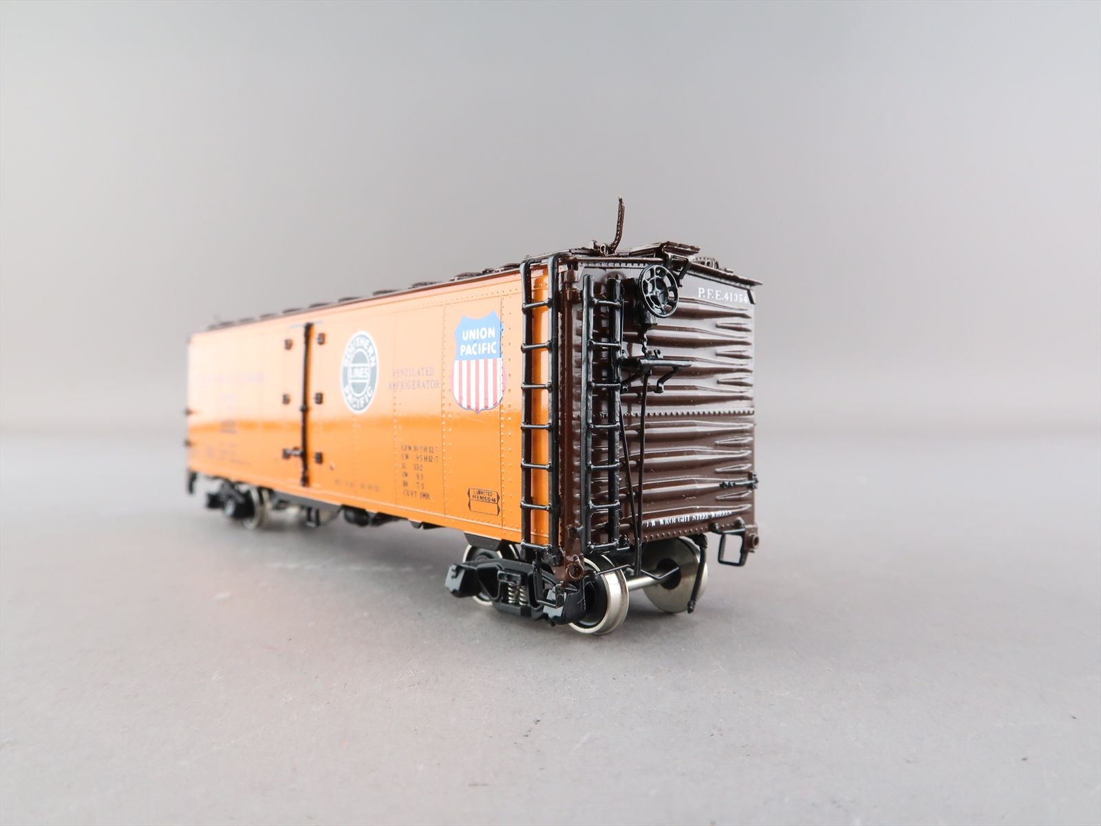 HO Brass Model - CIL 2136.1 PFE Pacific Fruit Express Union Pacific UP ...