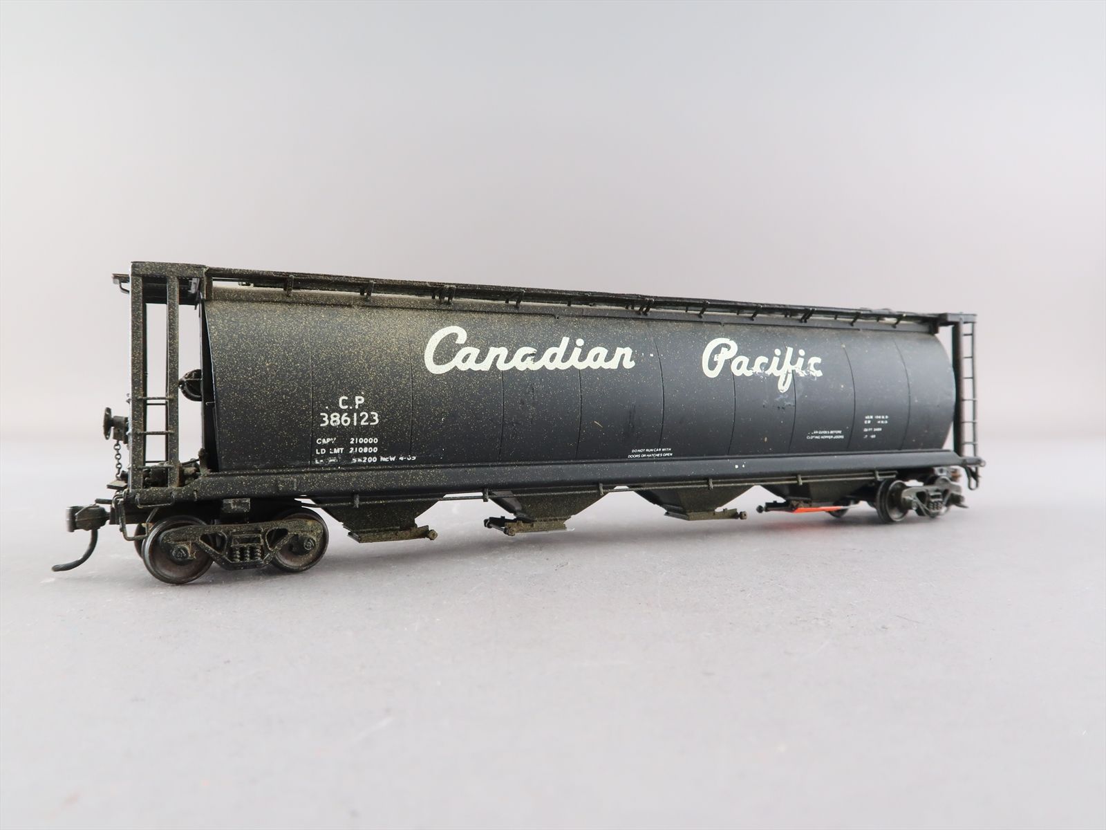 HO Brass Model - OMI 3115 CPR Canadian Pacific Cylindrical Covered ...