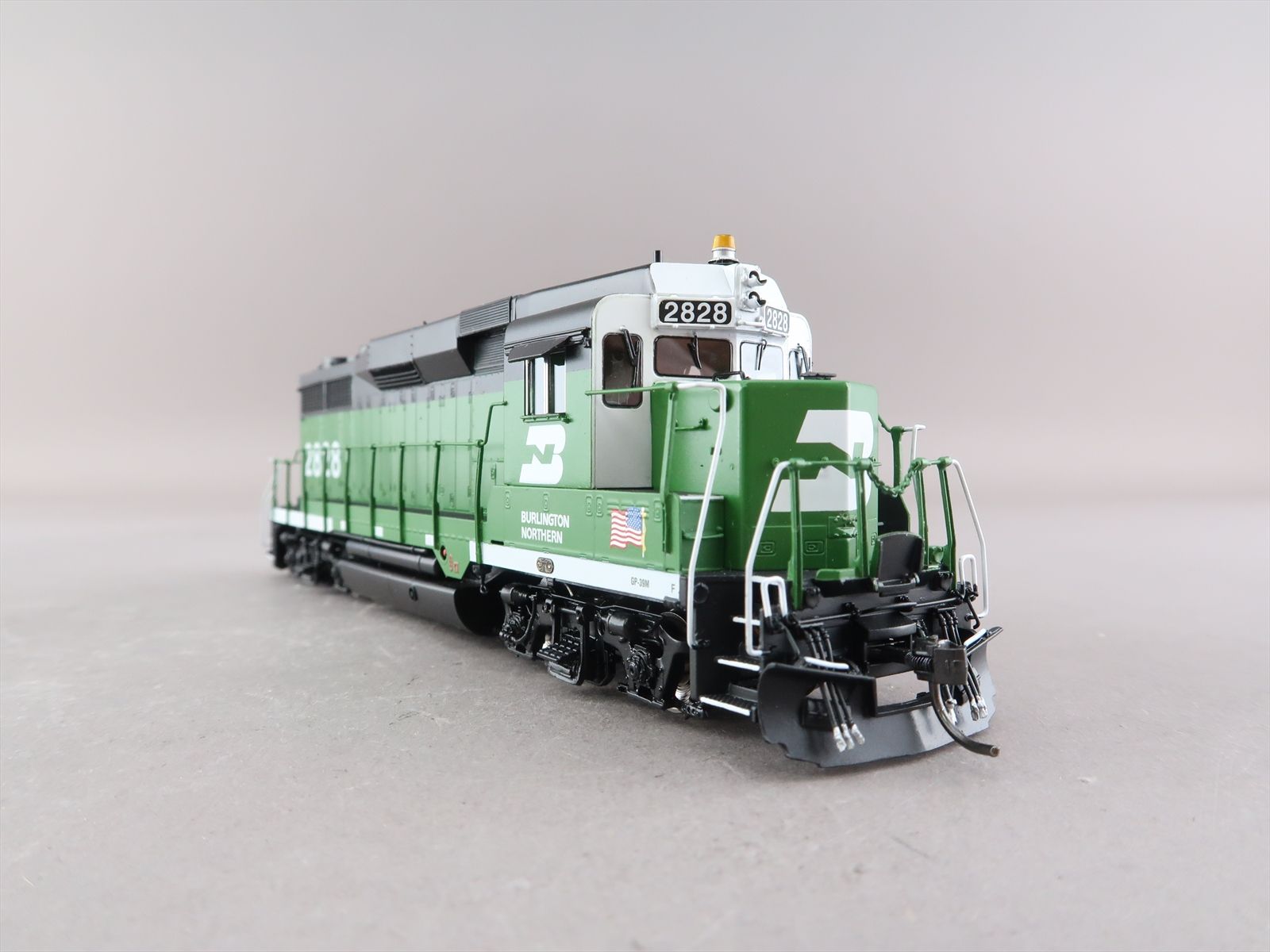 HO Brass Model - OMI AA-1137-2 BN Burlington Northern GP39M #2828 - F/P ...