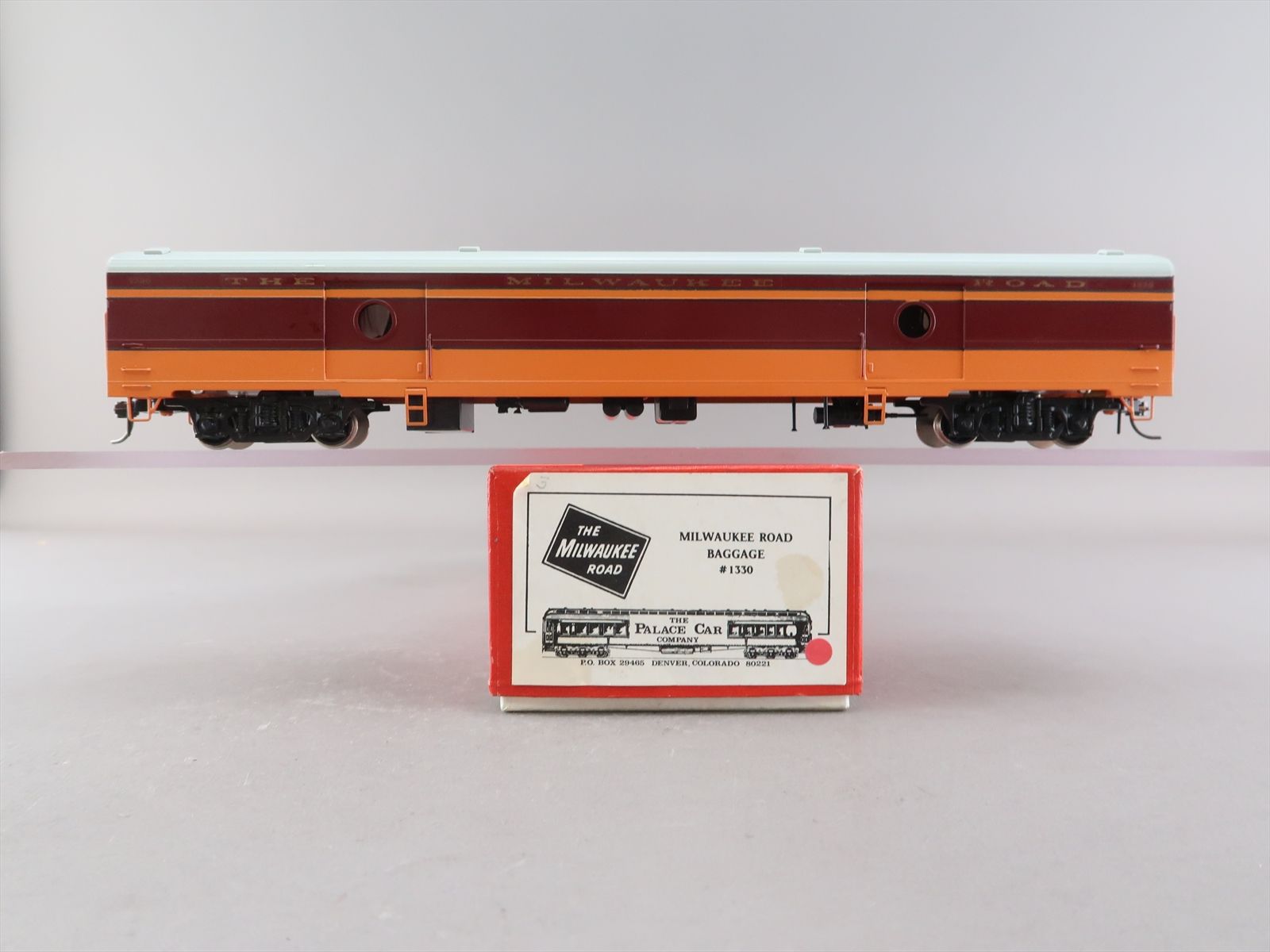 HO Brass Model - Palace MILW Milwaukee Road Baggage Car #1330 - Custom - 1982 Run - Made in Japan