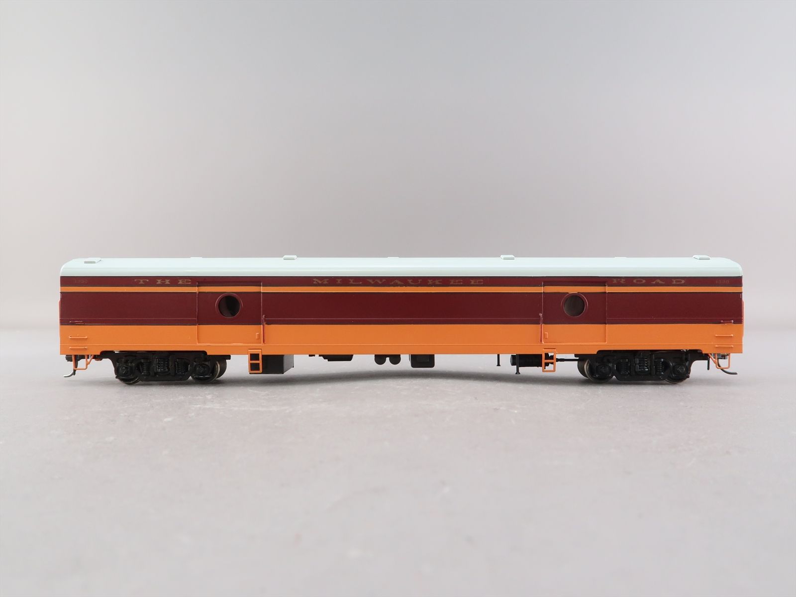 HO Brass Model - Palace MILW Milwaukee Road Baggage Car #1330 - Custom - 1982 Run - Made in Japan