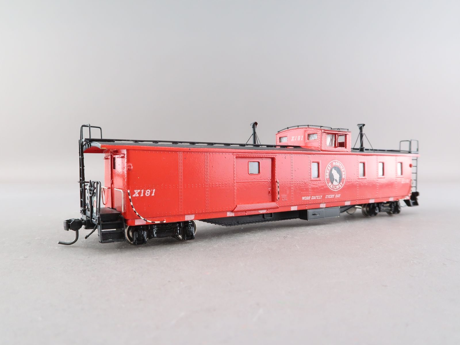 HO Brass Model - OMI 1109 GN Great Northern Long Caboose #X181 - Custom ...
