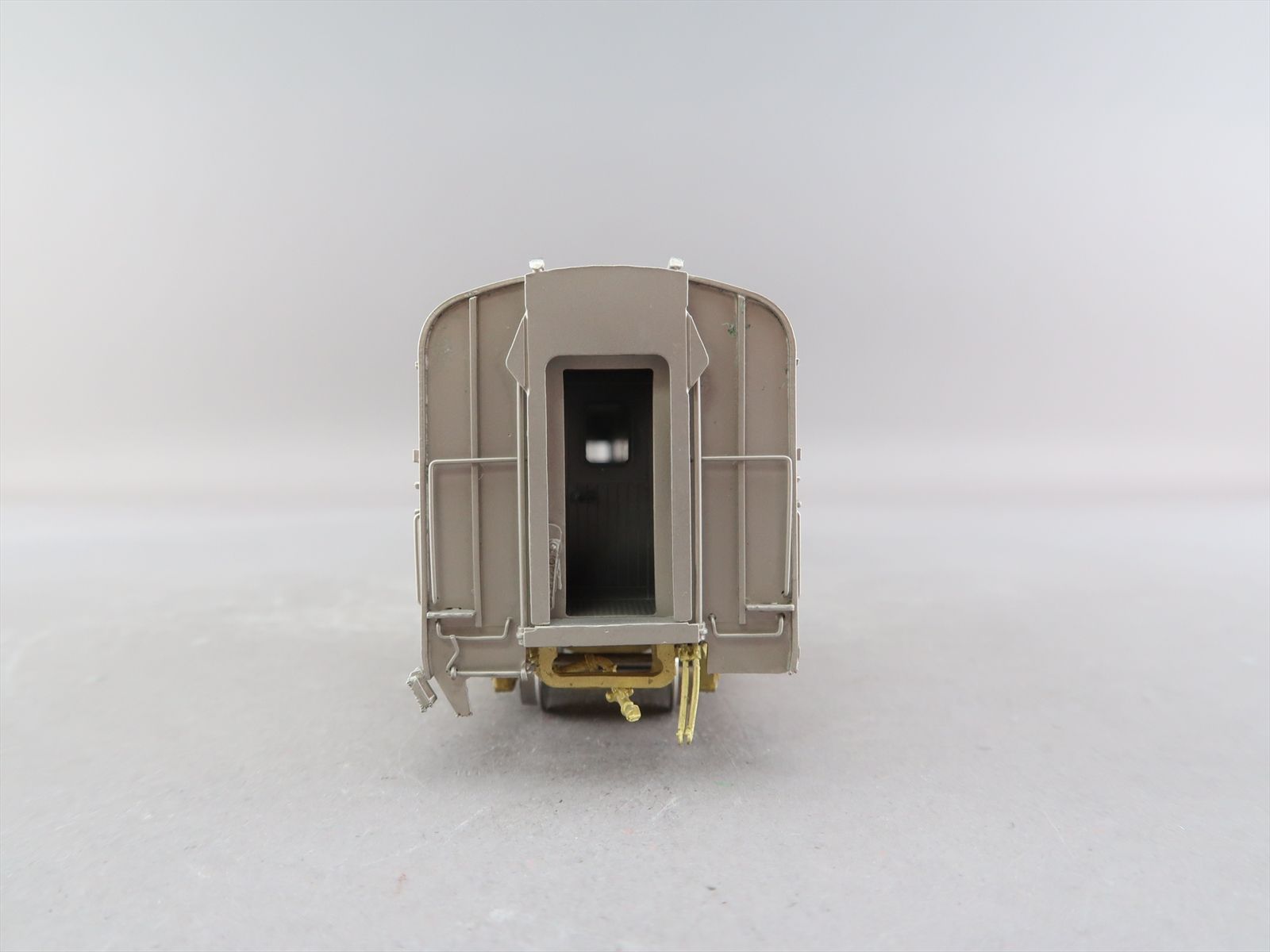 HO Brass Passenger - SSL Shoreham Shops NYC15 NYC Slumbercoach #10800 ...