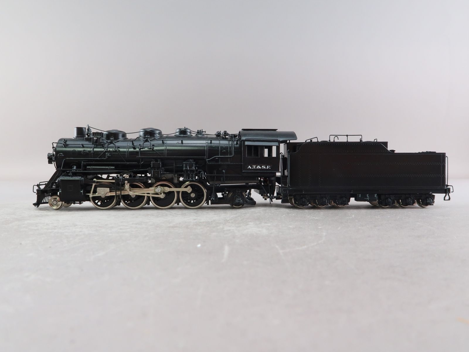 HO Brass Model - Sunset AT&SF Santa Fe 2-8-2 Standard Cab Side Feed ...