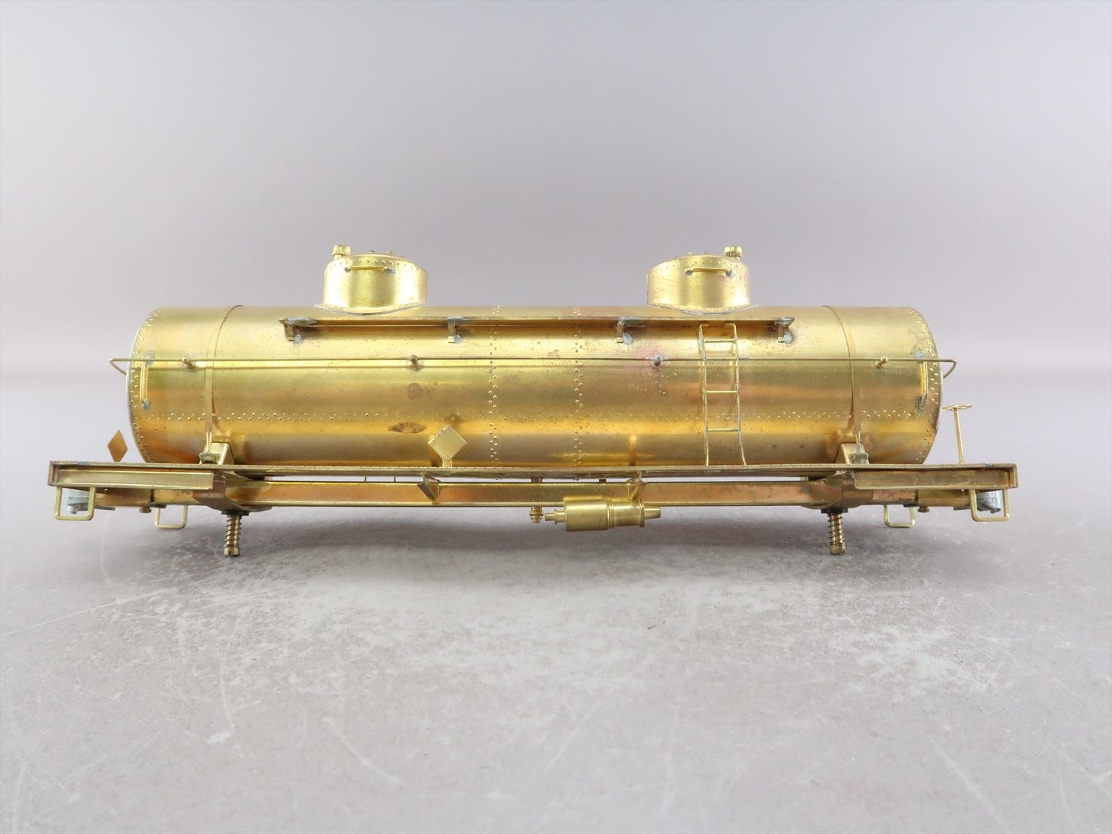 O Brass Model - USH 302 8,000 Gallon Double Dome Tank Car - Unpainted ...