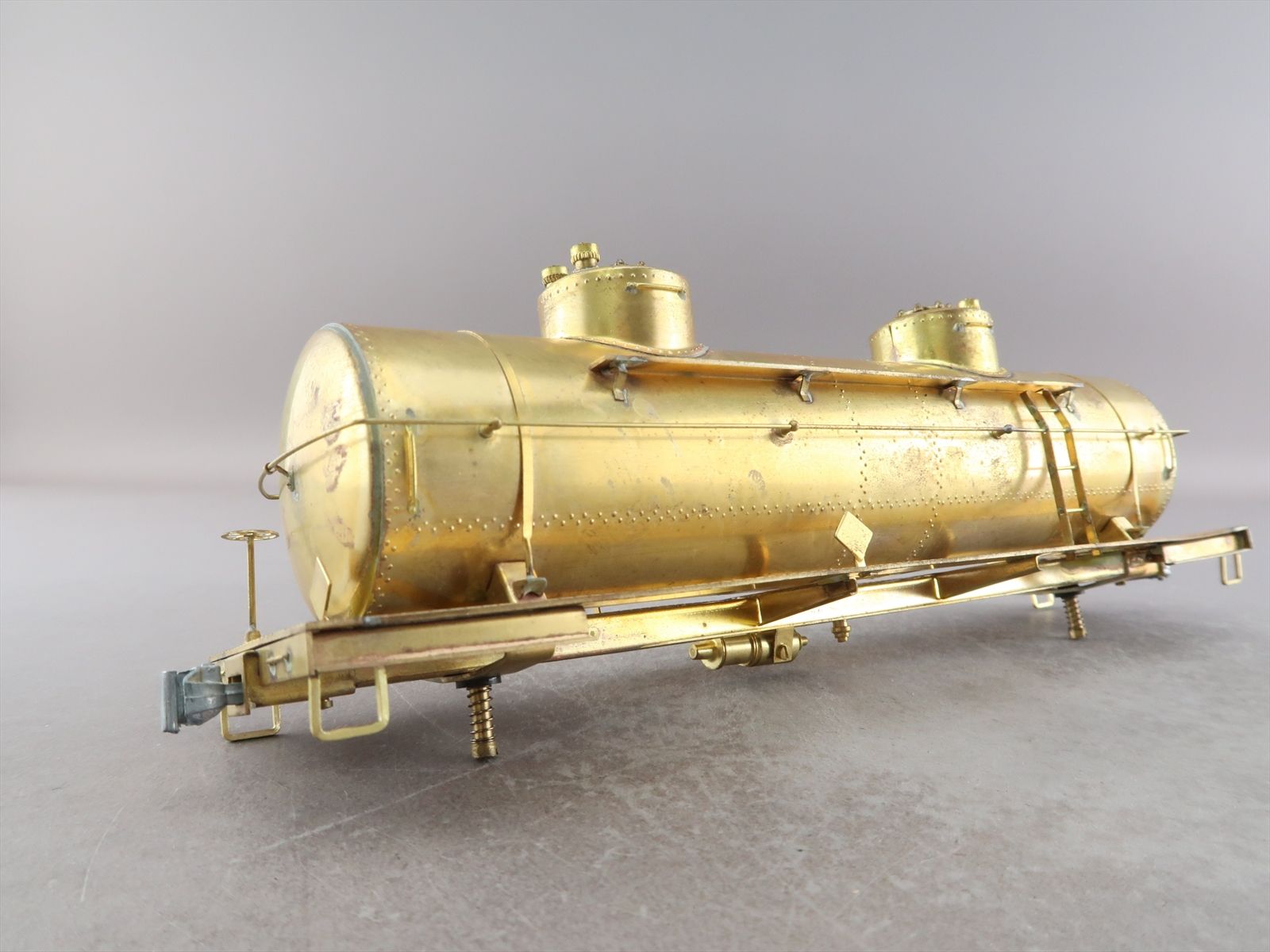 O Brass Model - USH 302 8,000 Gallon Double Dome Tank Car - Unpainted ...