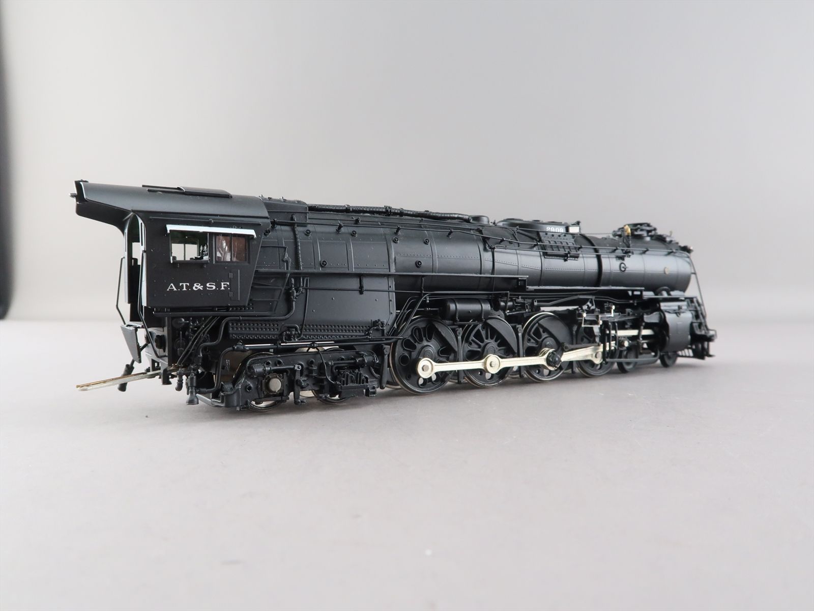 HO Brass Model - Hallmark 068E Super Crown AT&SF Santa Fe 4-8-4 #2909 ...