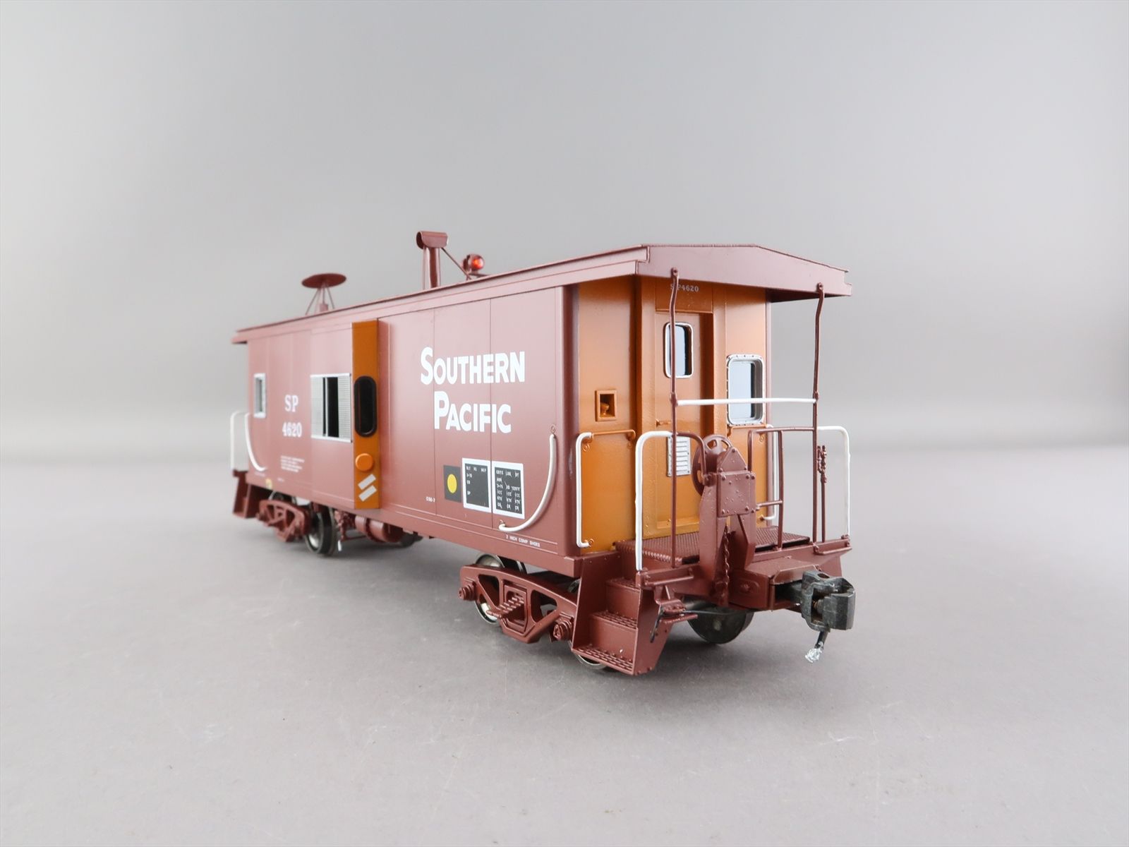 O Brass Model - OMI 0777.1 SP Southern Pacific C50-7 Bay Window Caboose #4620 - F/P - 1994 Run ...