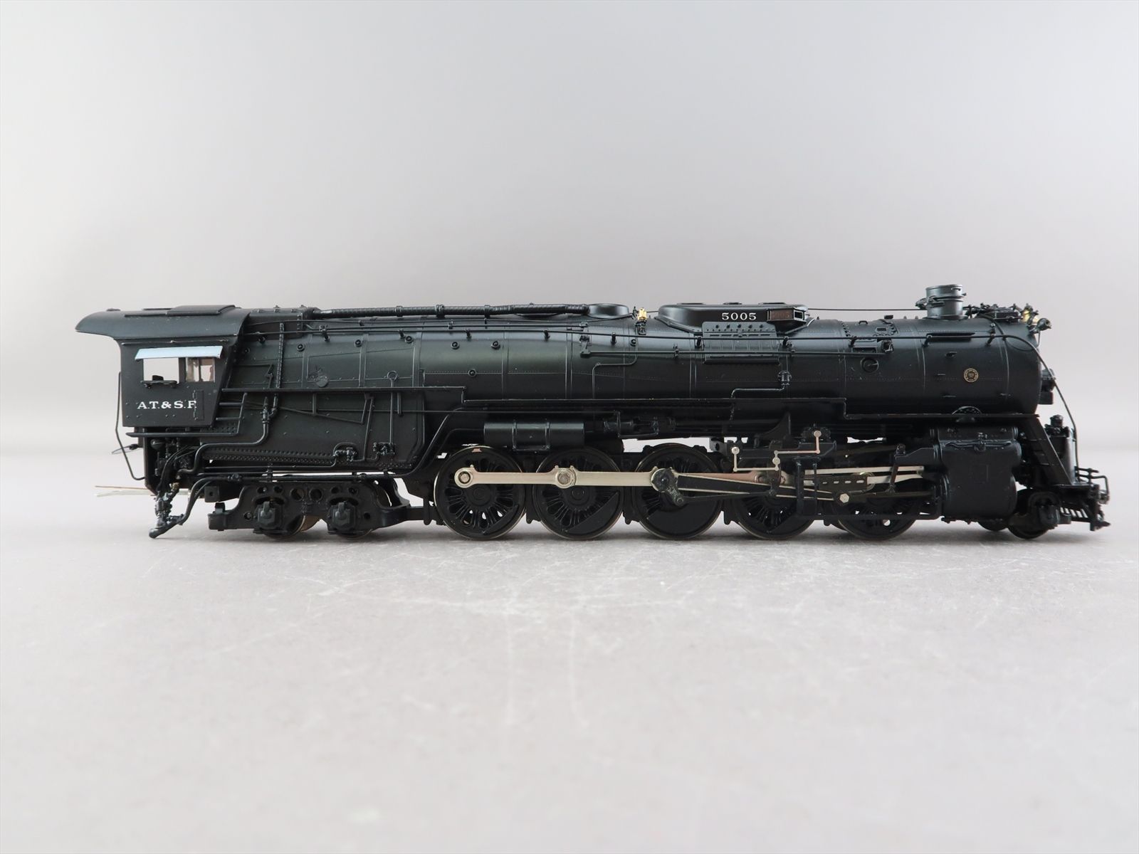 HO Brass Model - Hallmark 069C Super Crown AT&SF Santa Fe 2-10-4 ...