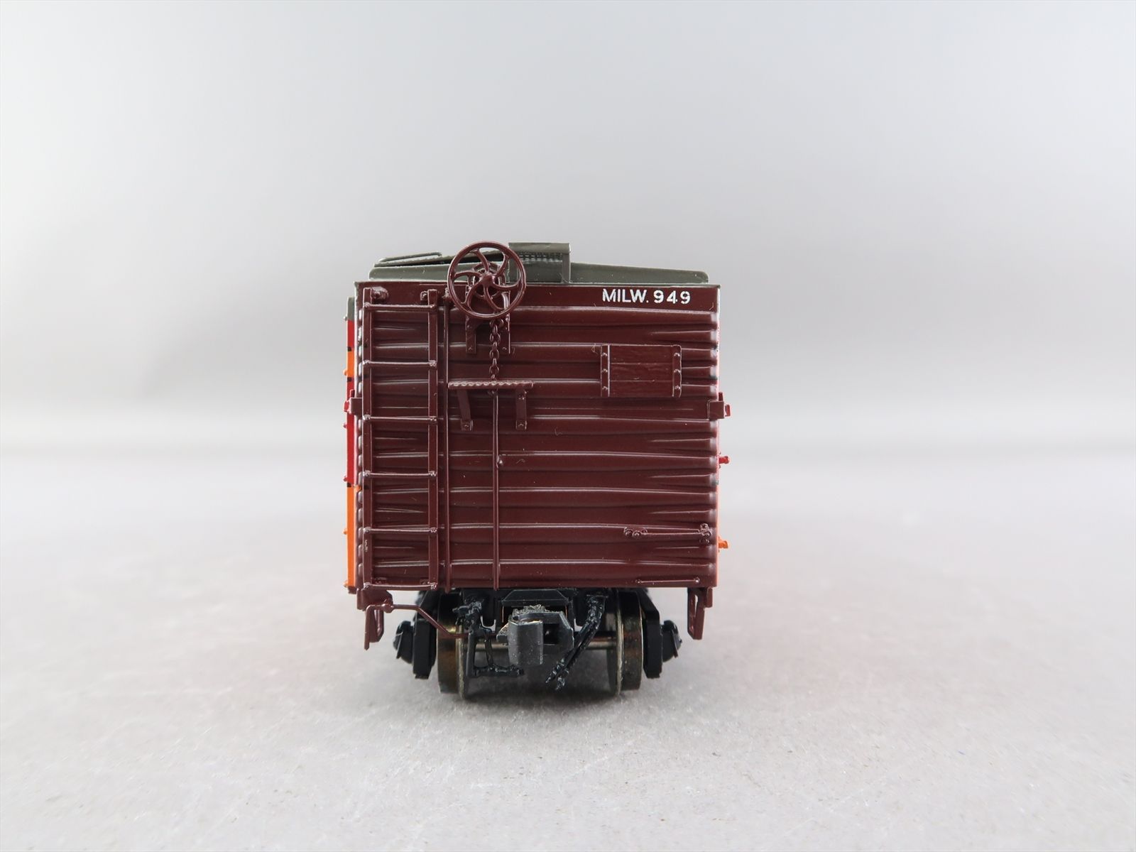HO Brass Model - Railway Classics MILW28 Milwaukee 50' Passenger ...