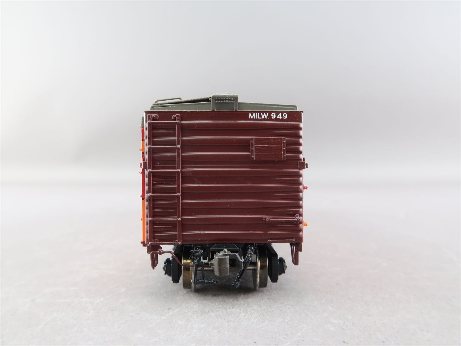 HO Brass Model - Railway Classics MILW28 Milwaukee 50' Passenger ...