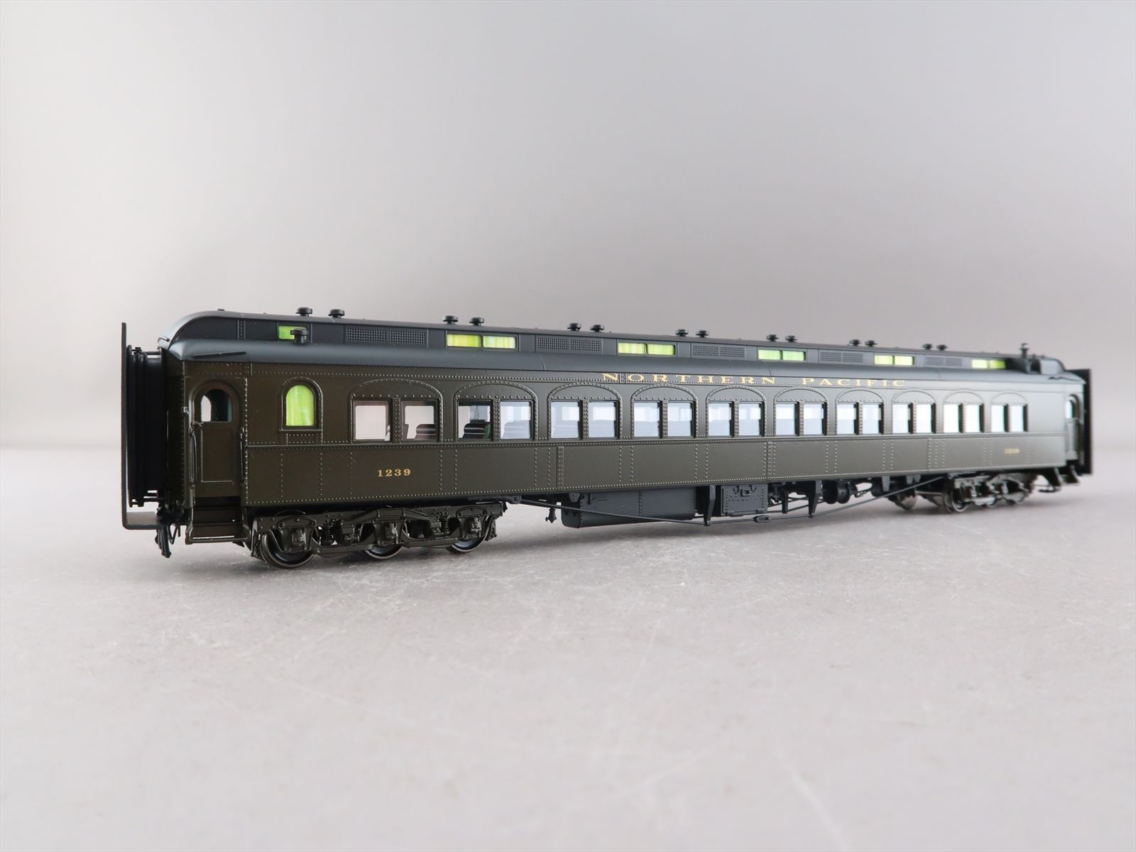 HO Brass Model - W&R NP Northern Pacific Coach Pullman Green #1239 - F ...