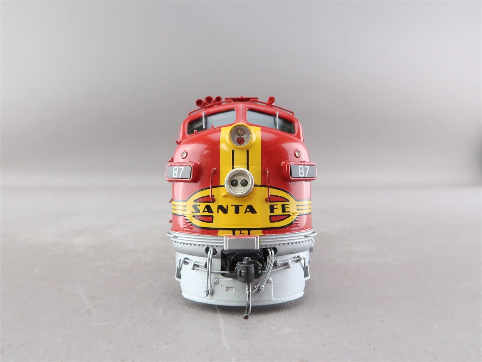 HO Brass Model - OMI 1253-2 AT&SF Santa Fe E8 E8m E8mA #87L - F/P ...