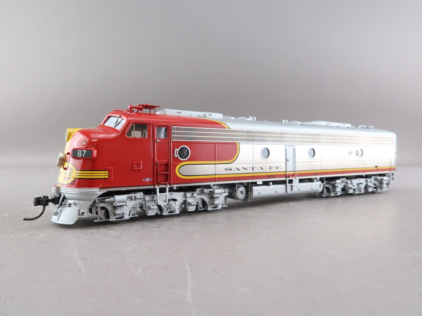 HO Brass Model - OMI 1253-2 AT&SF Santa Fe E8 E8m E8mA #87L - F/P ...