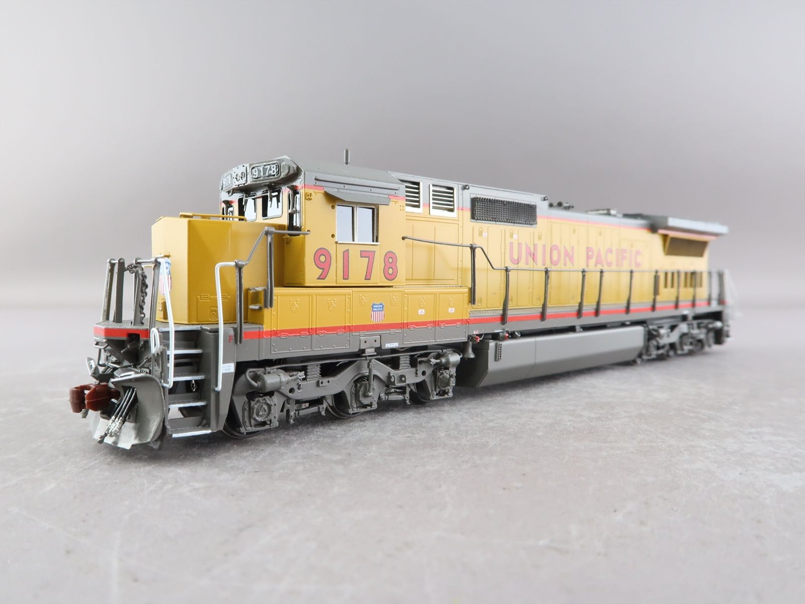 HO Brass Model - OMI 5153 UP Union Pacific Dash 8-40C #9178 - Custom ...