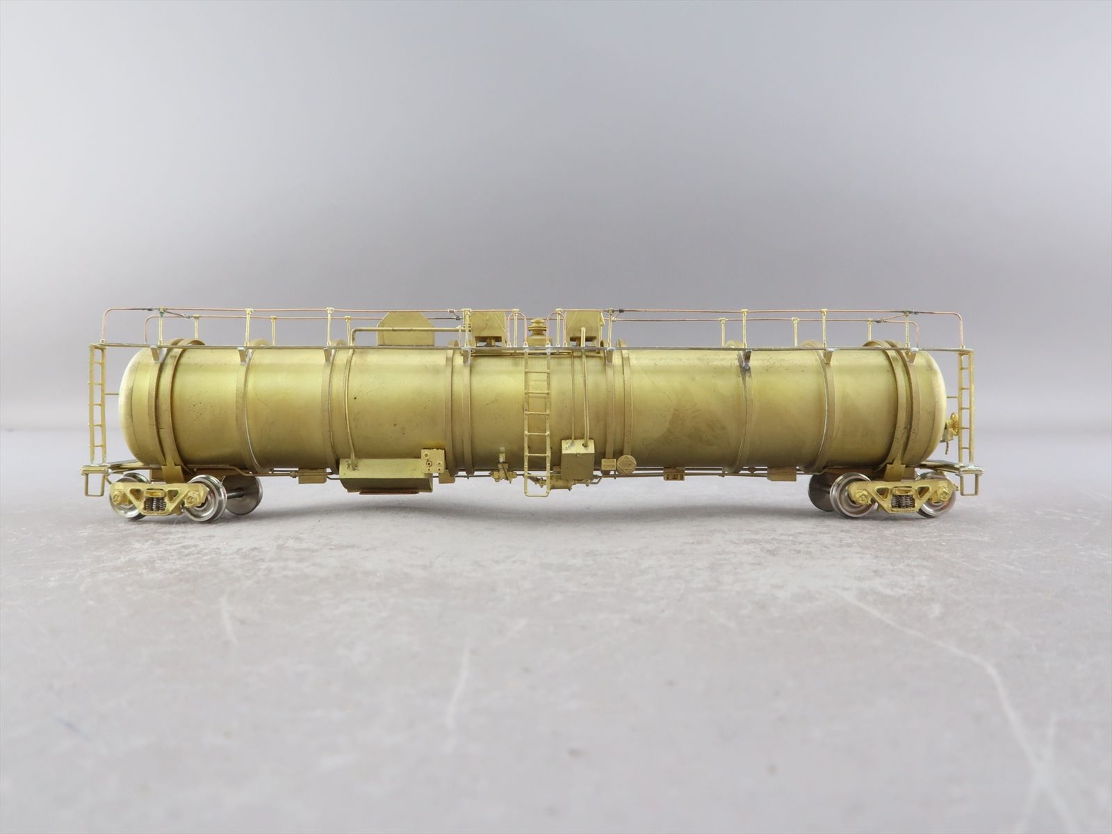 HO Brass Model - OMI 3029 61' Liquid Air Tank Car 15000 Gallon ...