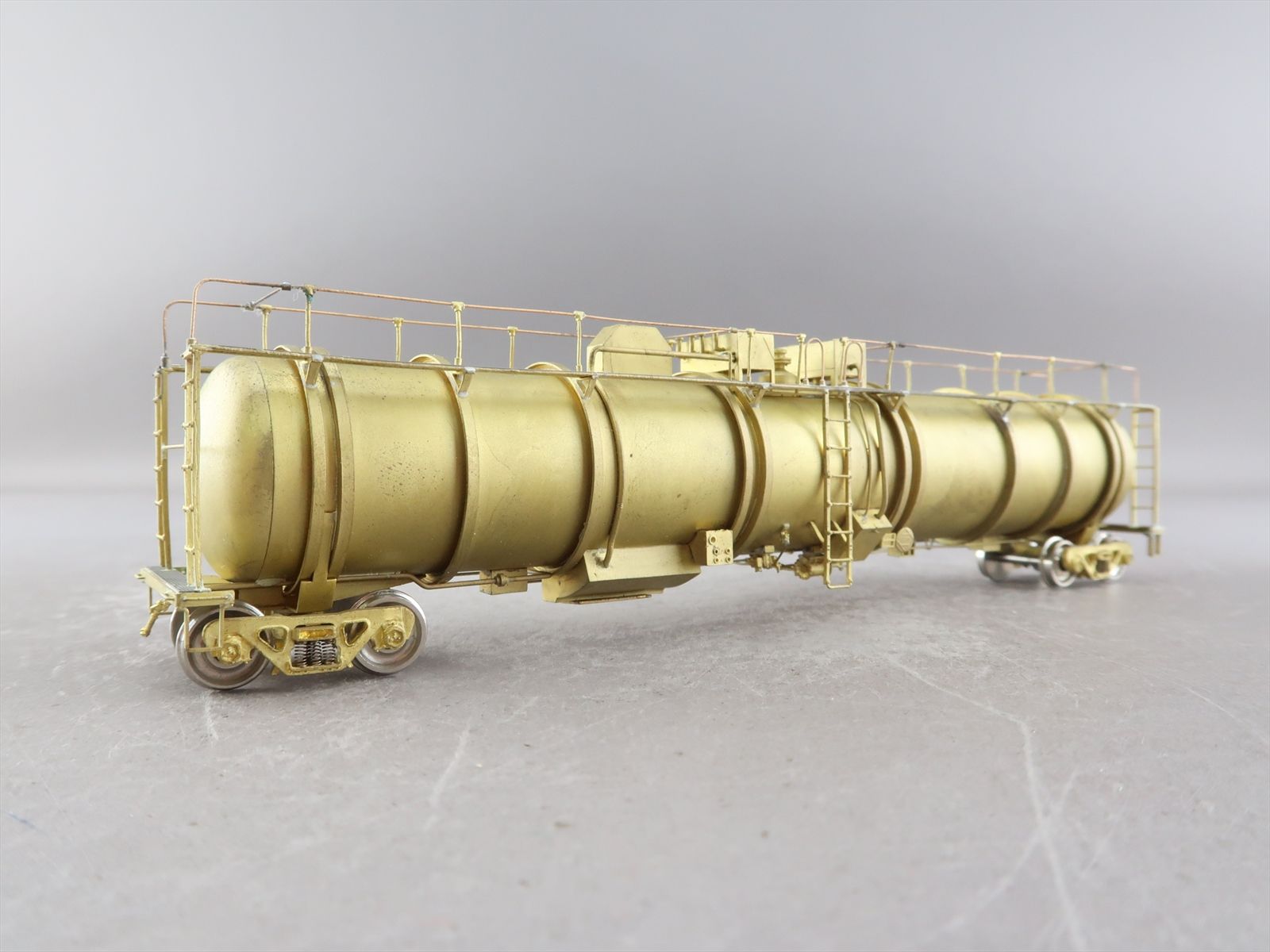 HO Brass Model - OMI 3029 61' Liquid Air Tank Car 15000 Gallon ...