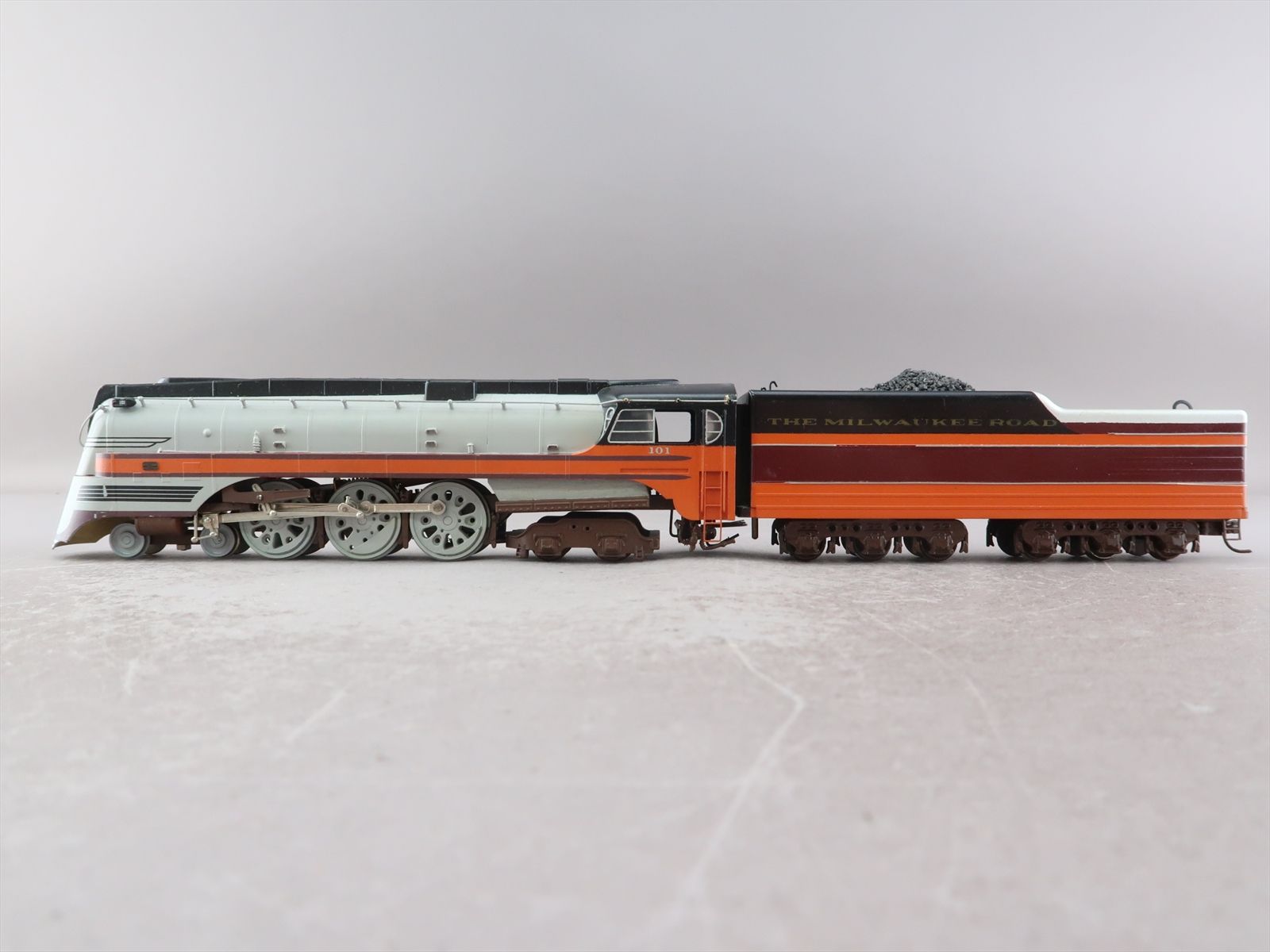 HO Brass Model - NPP Milwaukee F-7 4-6-4 Hiawatha Streamlined Hudson ...