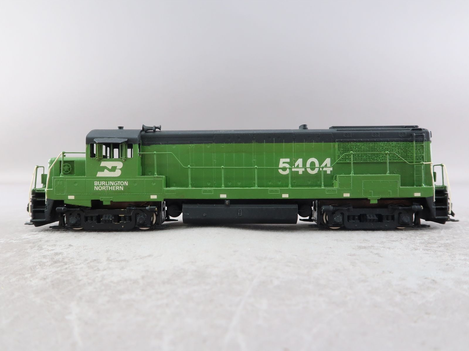 HO Brass Model - Oriental BN Burlington Northern GE U25B 2500HP Low Hood, Early Version #5404 ...