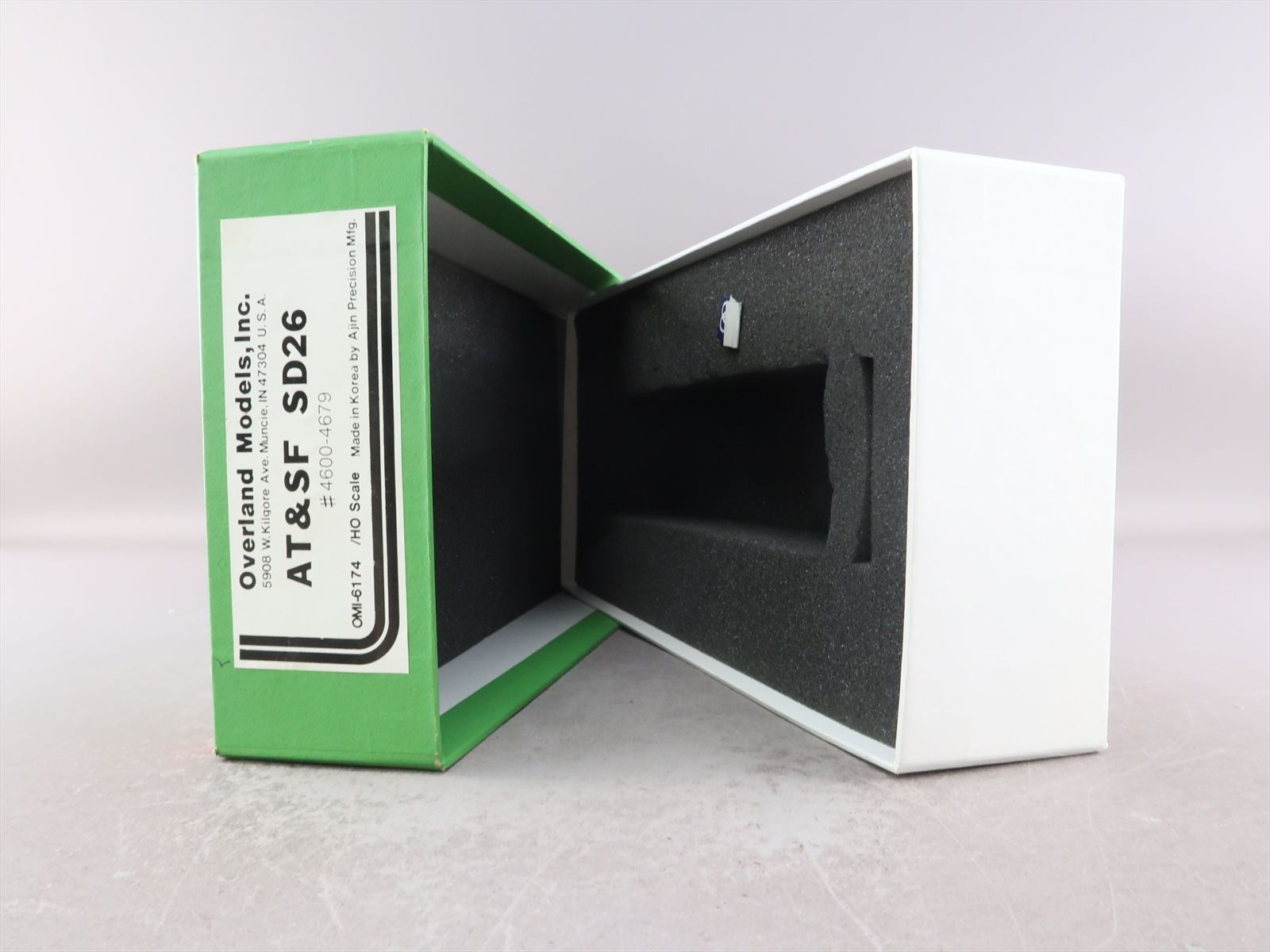 HO Brass Model - OMI 6174 AT&SF Santa Fe EMD SD26 #4600 - 4679 - Unpainted - 1992 Run - Ajin