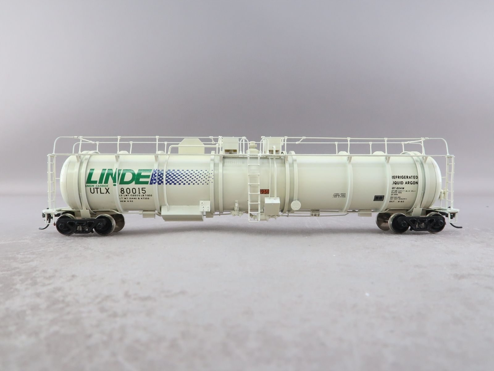 HO Brass Model - OMI 3029 UTLX LINDE 61' Liquid Air Tank Car 15000 ...
