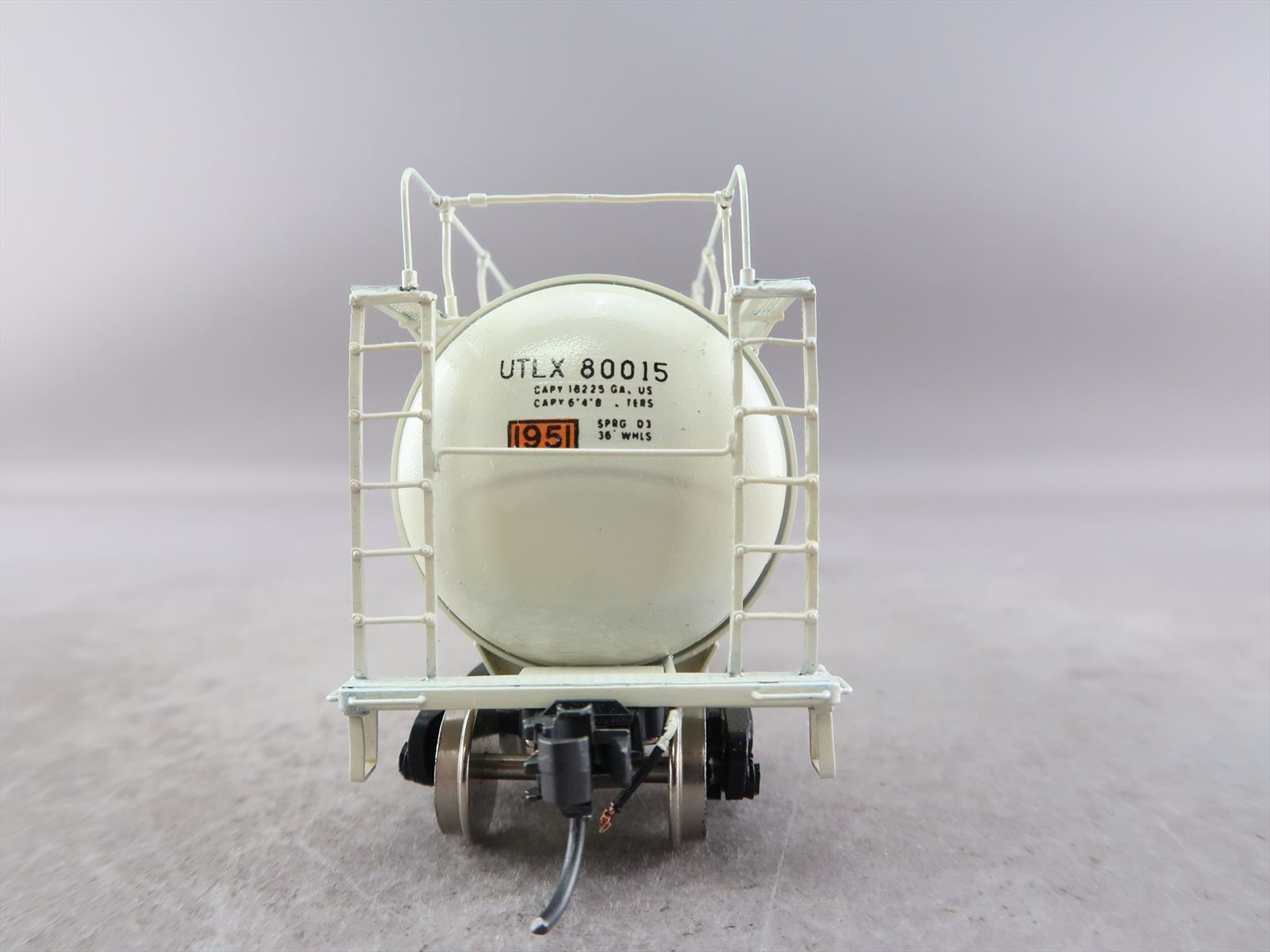 HO Brass Model - OMI 3029 UTLX LINDE 61' Liquid Air Tank Car 15000 ...