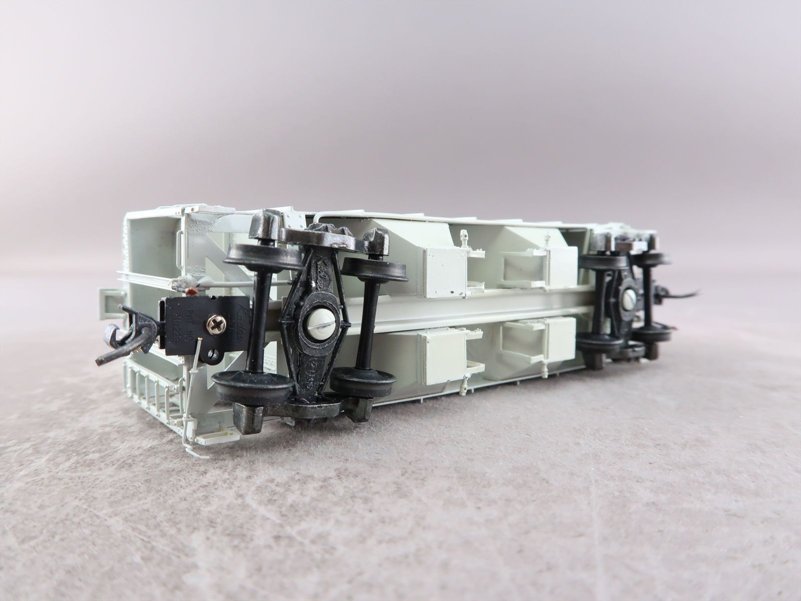 HO Brass Model - OMI 1390 B&O Baltimore & Ohio N-34 Covered Hopper ...