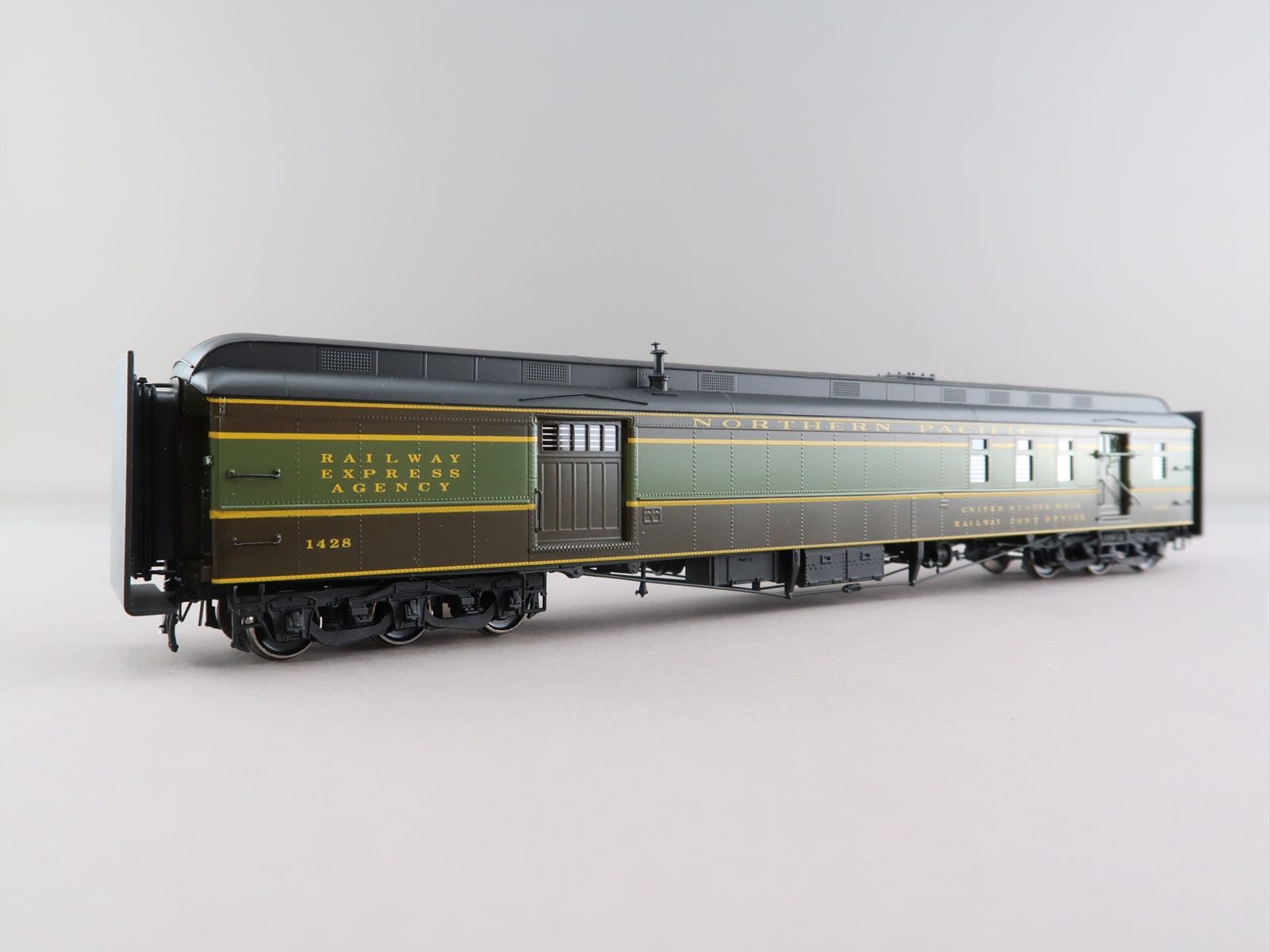 HO Brass Model - W&R NP Northern Pacific 1946 NCL North Coast Limited ...