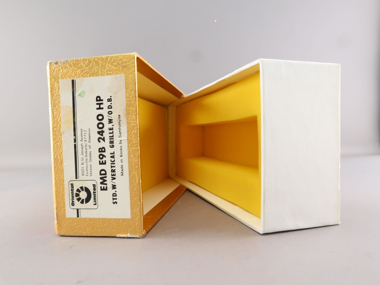 HO Brass Model - Oriental E9 E9B 2400HP - Unpainted - 1986 Run - Samhongsa