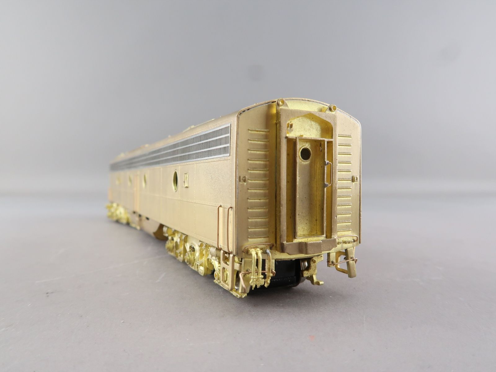HO Brass Model - Oriental E9 E9B 2400HP - Unpainted - 1986 Run - Samhongsa