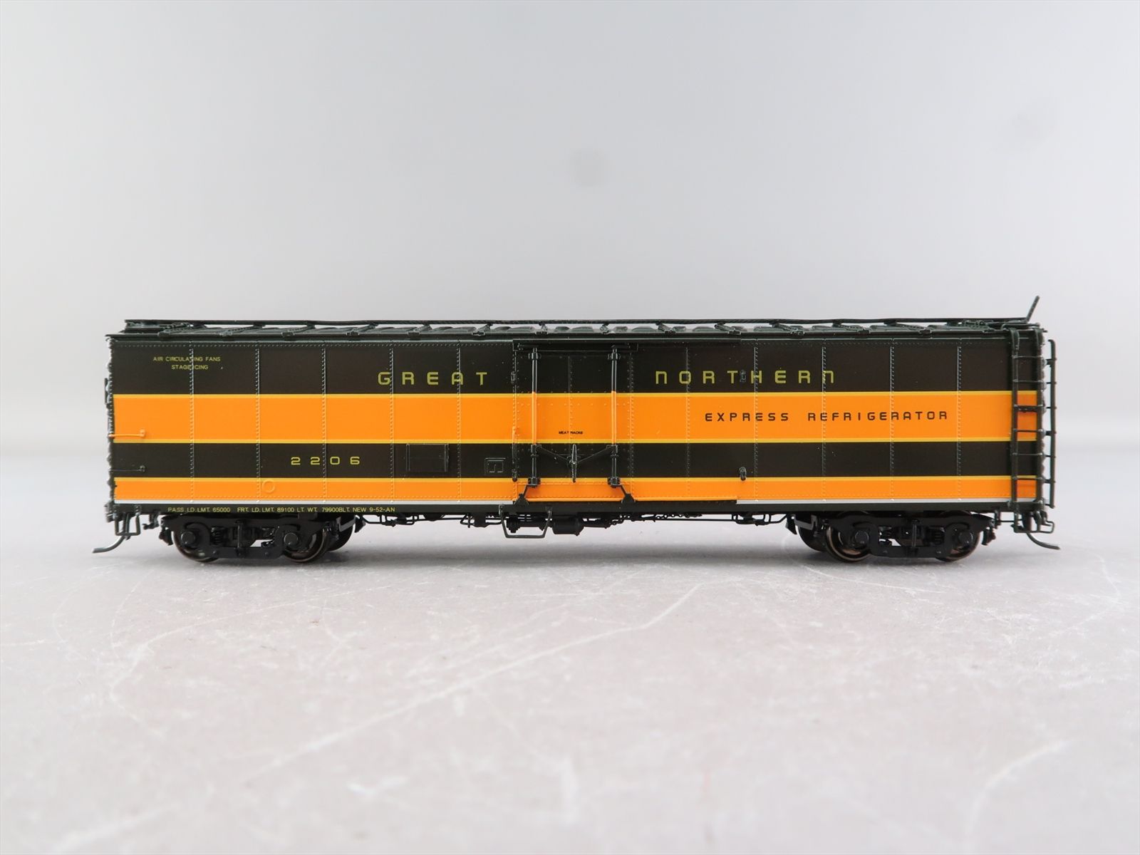 HO Brass Model - CIL 2306.2 GN Great Northern 52' Steel Express Ice ...