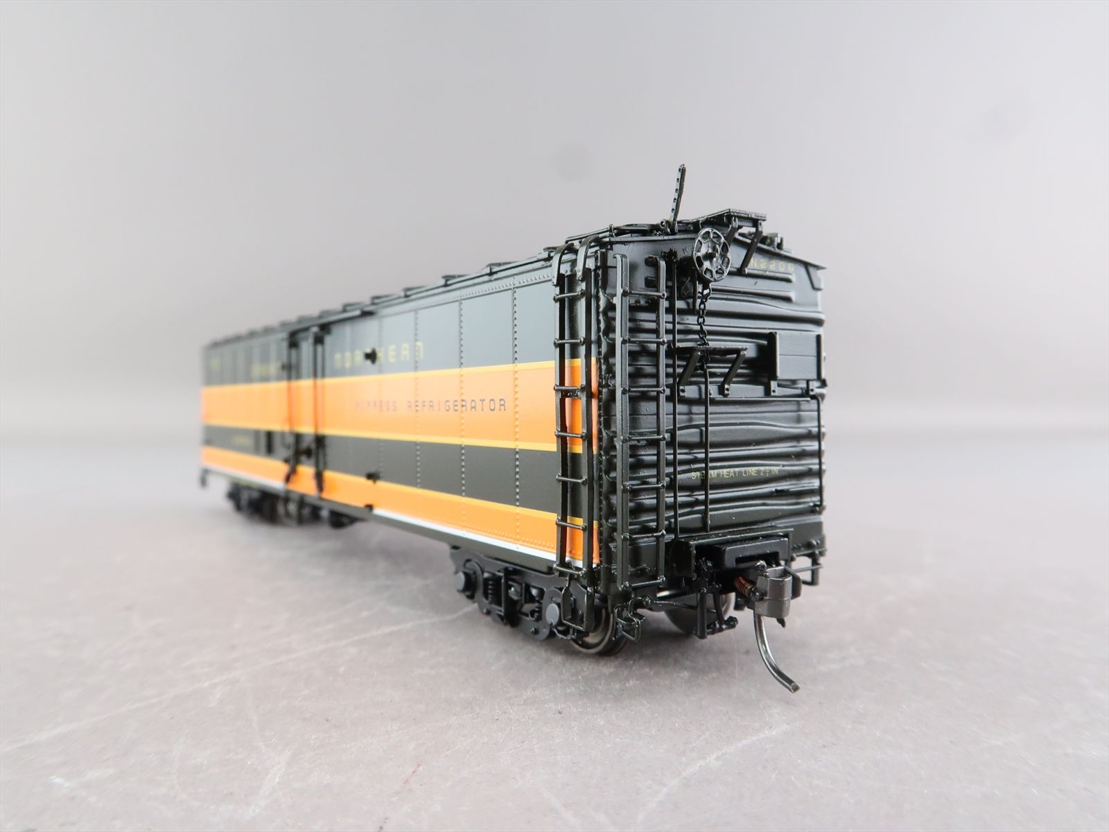 HO Brass Model - CIL 2306.2 GN Great Northern 52' Steel Express Ice ...