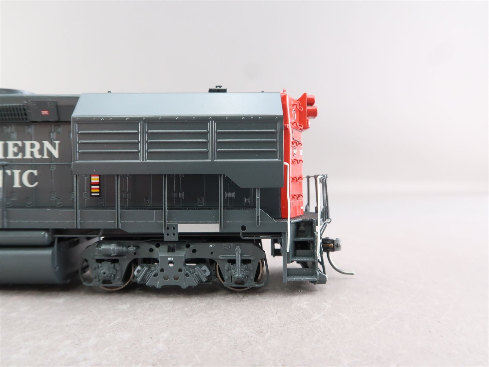 HO Brass Model - OMI 5122.3 SP Southern Pacific GP40X Tunnel Ears #7230 ...