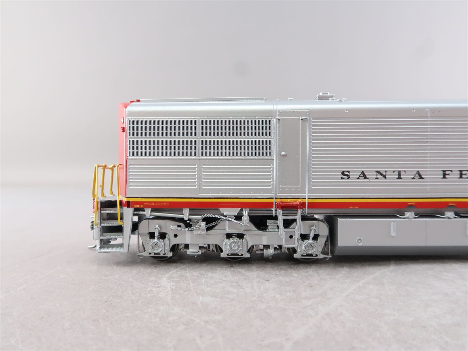 HO Brass Model - OMI 6298.2 AT&SF Santa Fe U30CG Passenger #8002 - F/P ...