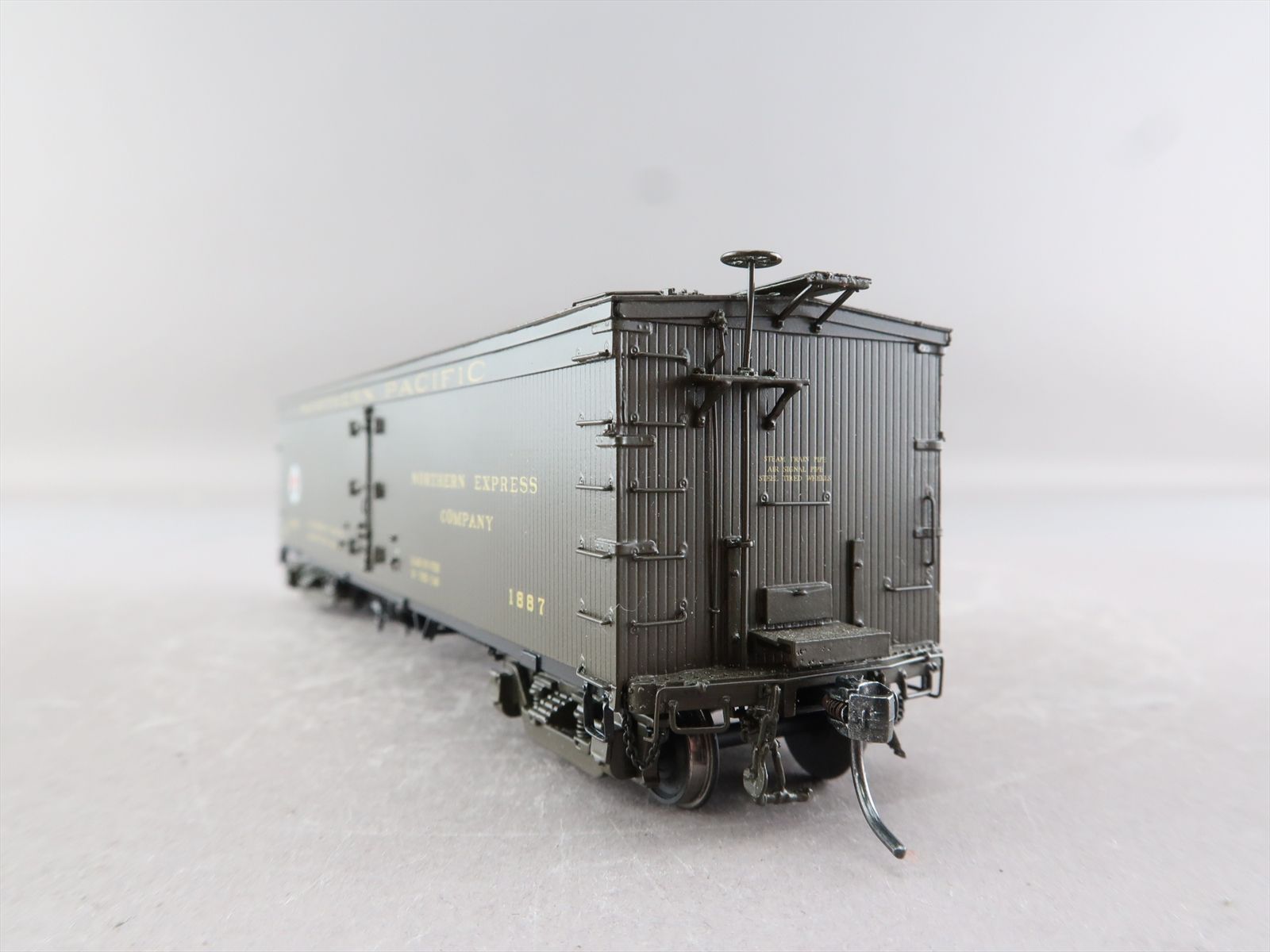 HO Brass Model - W&R NP Northern Pacific Express Reefer Version 2 #1887 ...