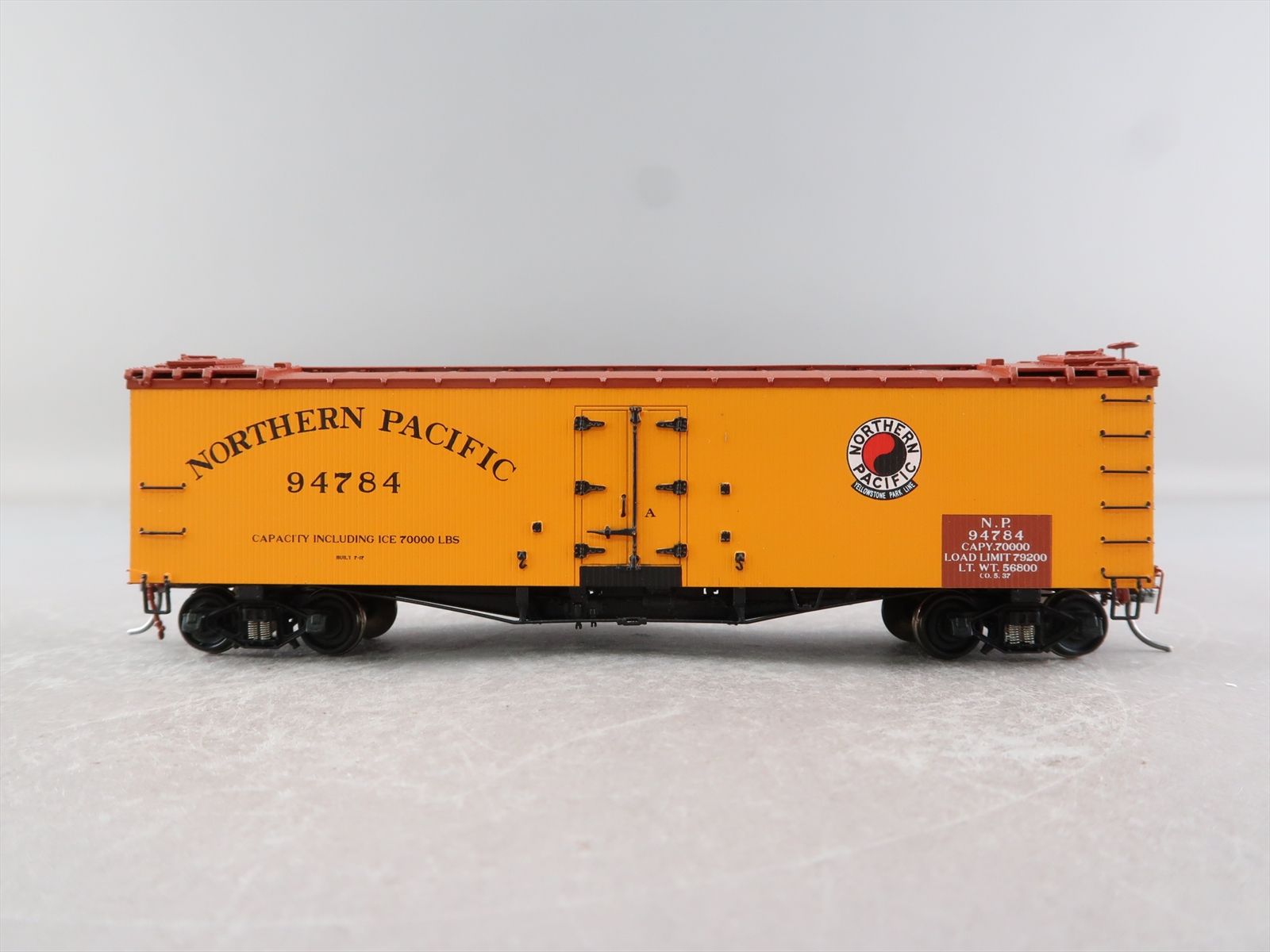 HO Brass Model - W&R NP Northern Pacific Wood Reefer Version 2 Orange ...